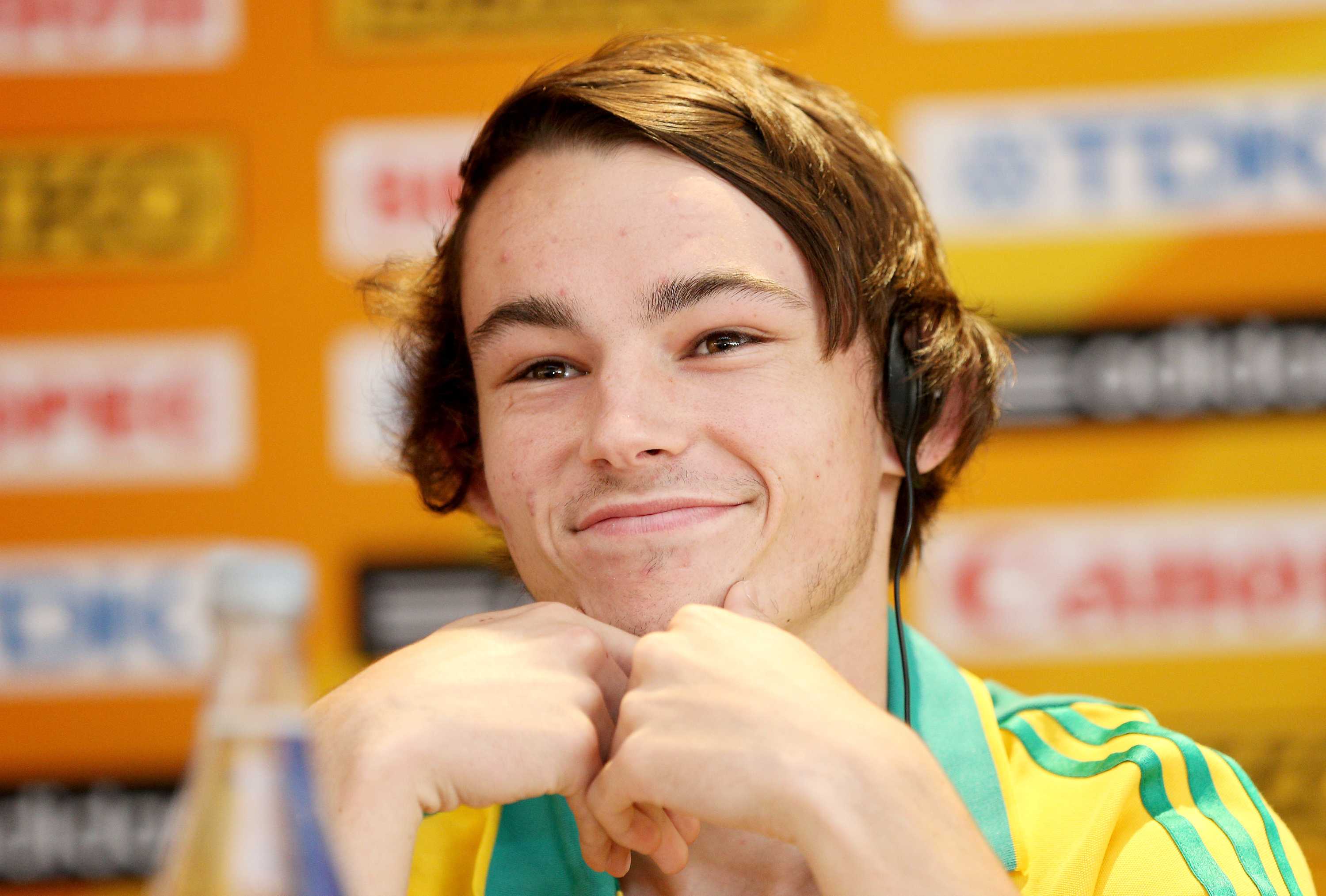 Jack Hale breaks Australian under-20 sprint record - ABC News