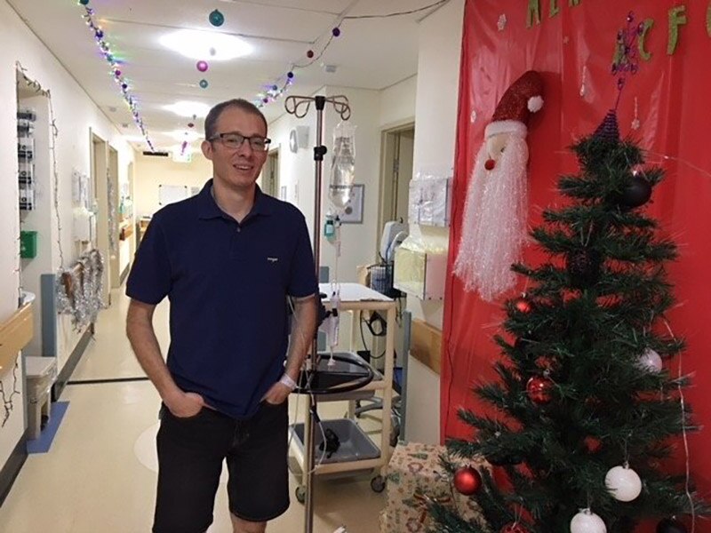 Father waiting for triple organ transplant hopes for Christmas gift of ...