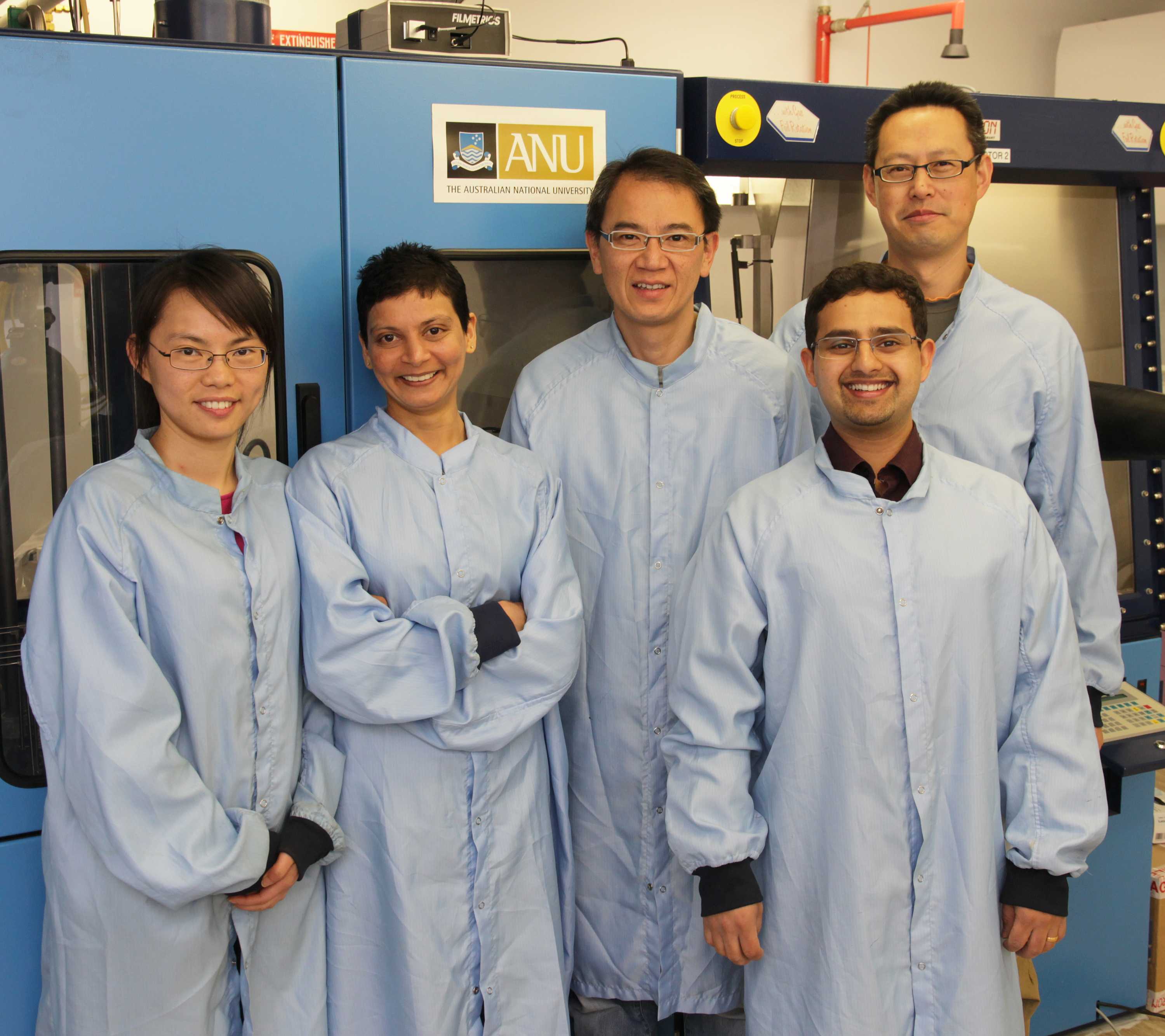 Tiny laser breakthrough by ANU researchers shines light on faster ...