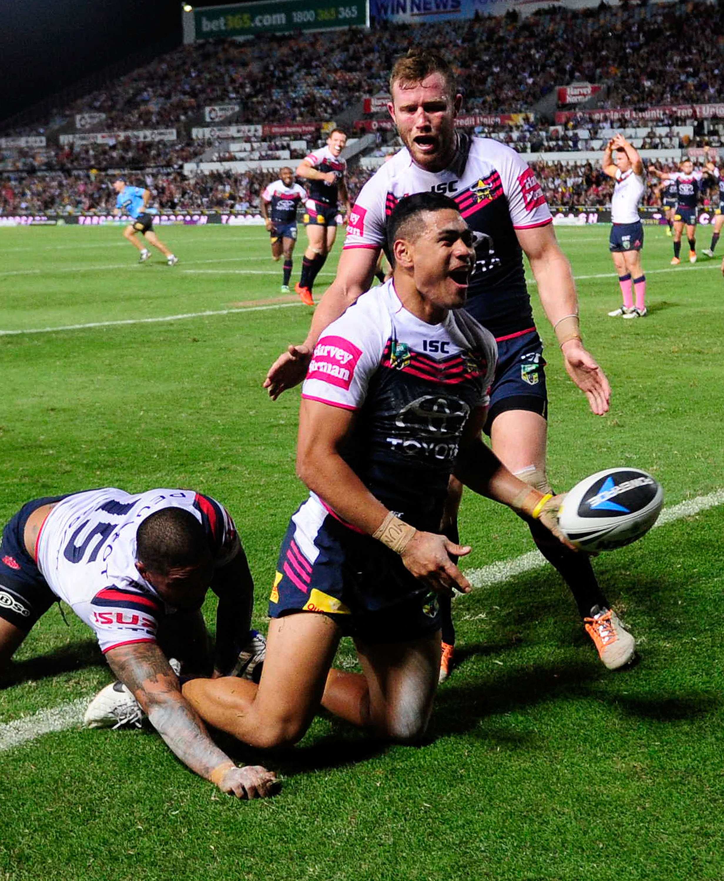 North Queensland Cowboys beat Sydney Roosters 42-10 in NRL clash in ...