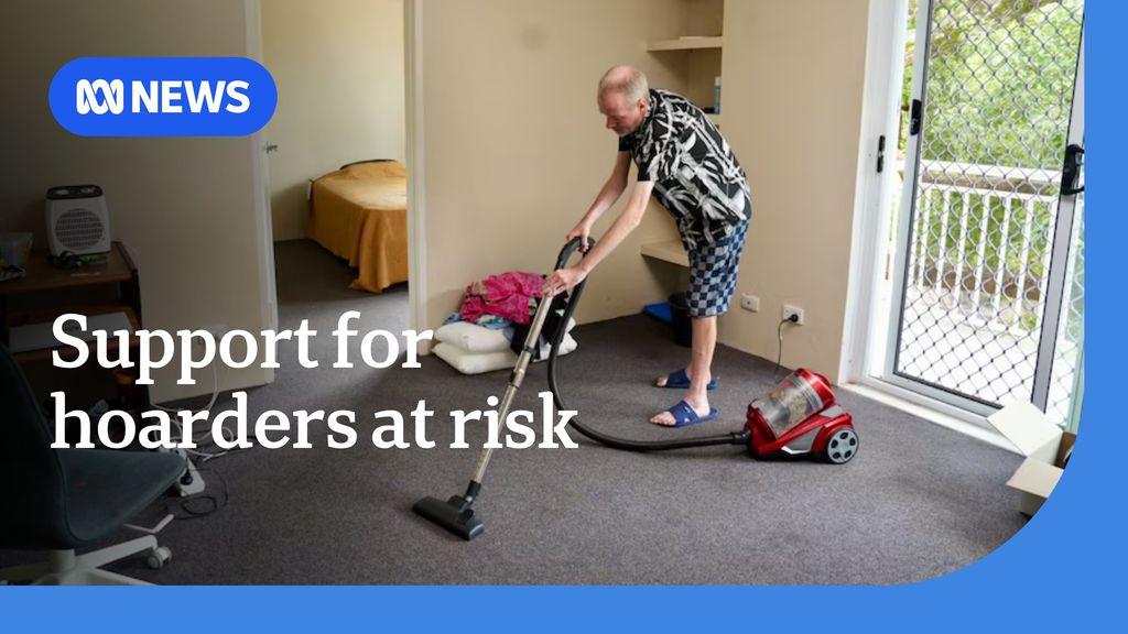 Sydney support program for hoarders under threat - ABC News