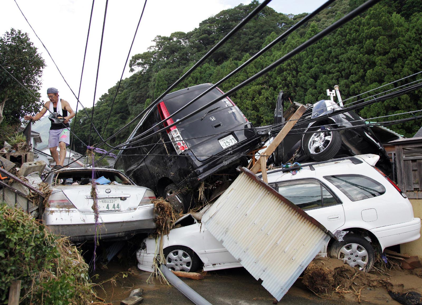 Grim search after 37 die in Japan typhoon - ABC News