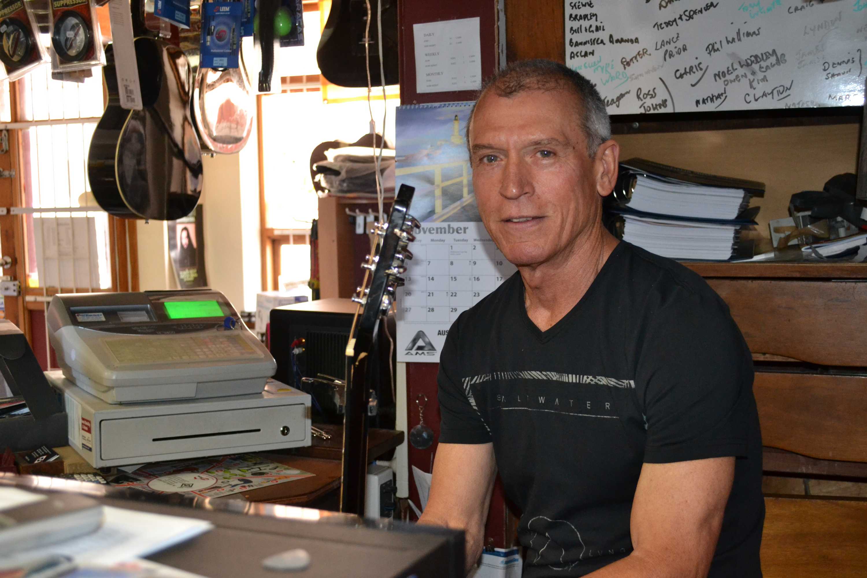 Pete Byfield: writing country songs at 63 - ABC Radio National