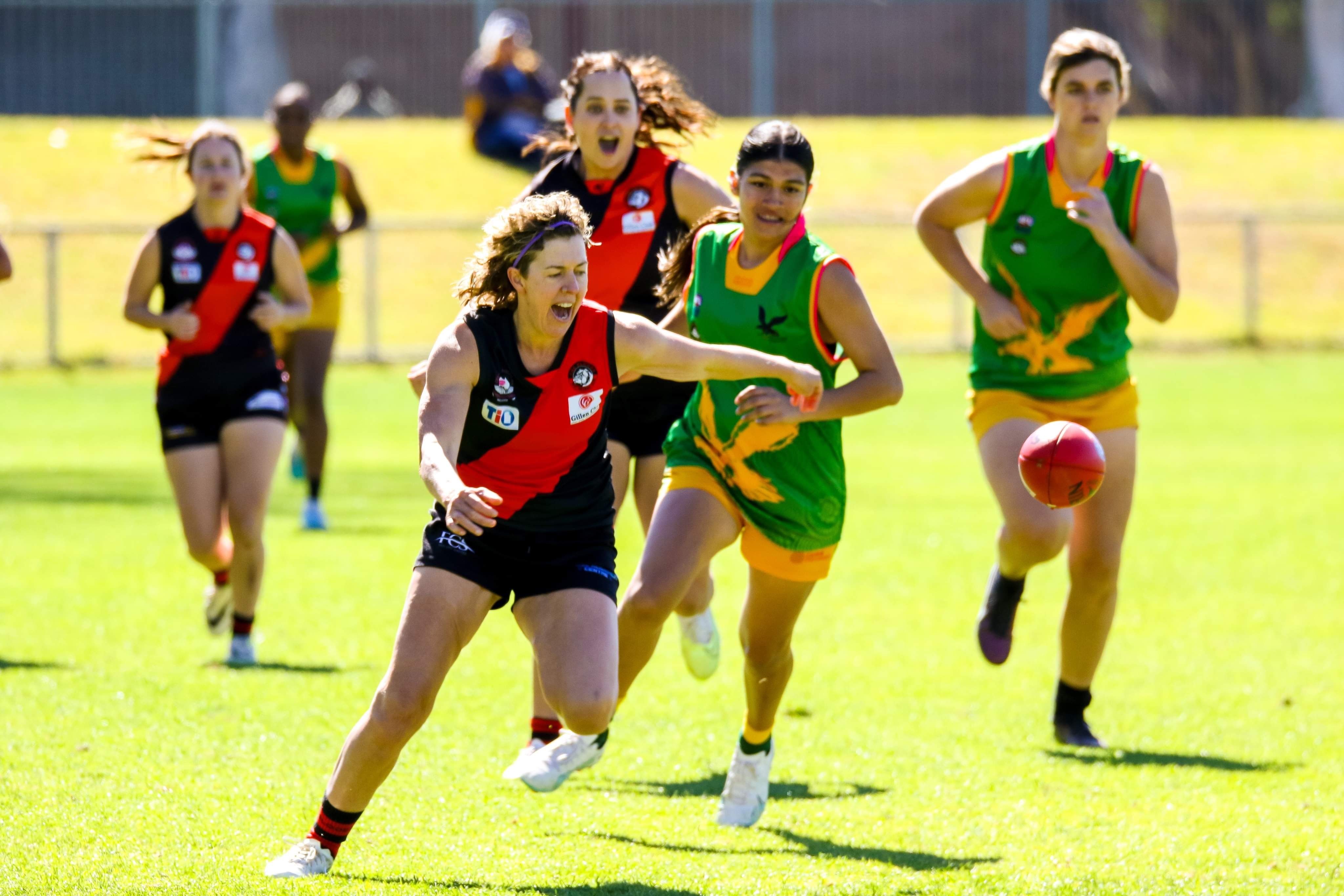 Women's football, netball scheduling conflicts in Alice Springs ...