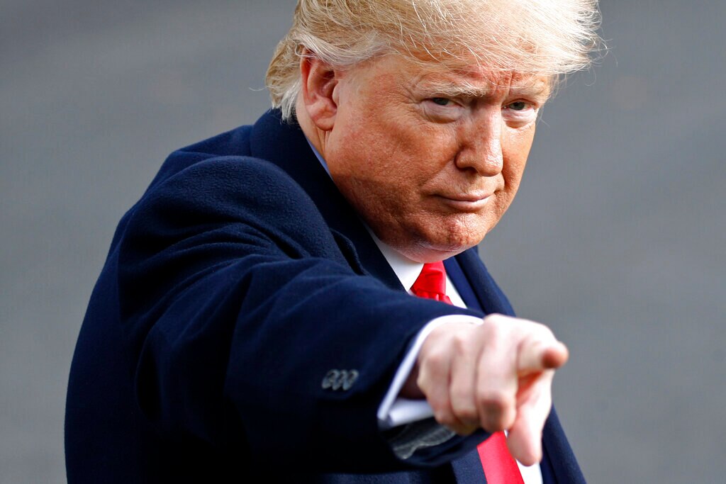 ASX sinks as Donald Trump threatens to impose tariffs on Brazil and ...