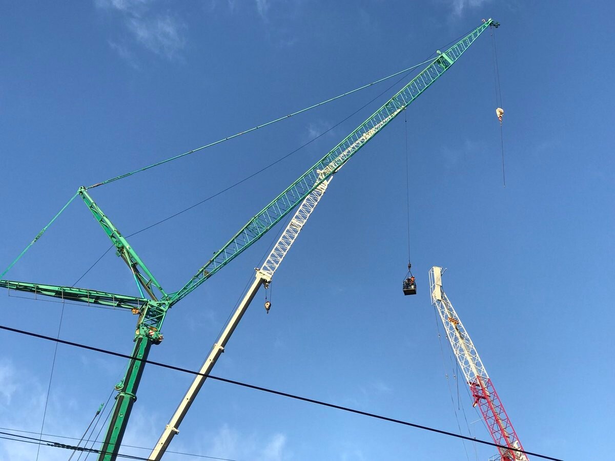 Work to dismantle crane damaged by strong winds in Melbourne continues ...