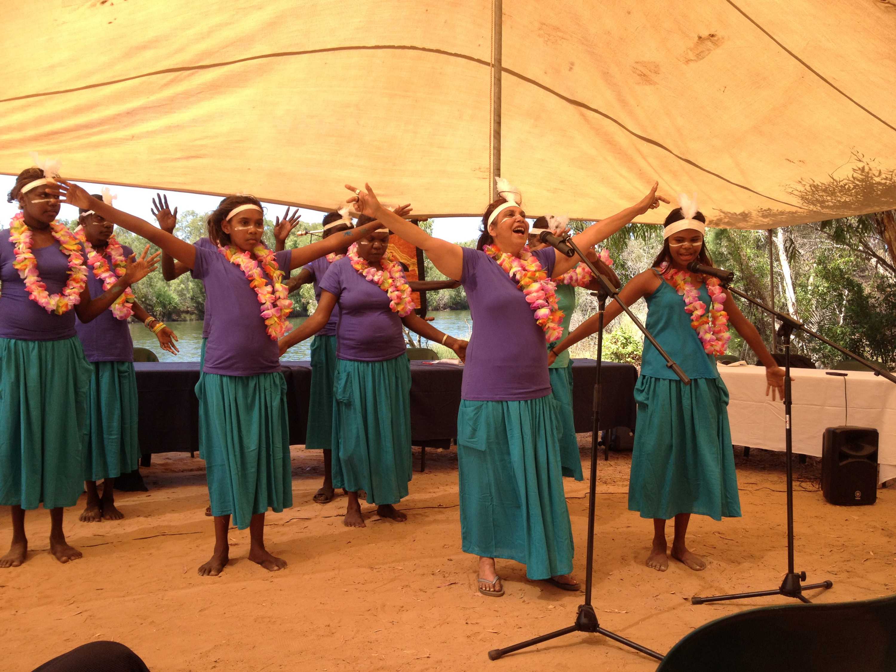 Federal Court awards Indigenous group right to trade over NT town of ...