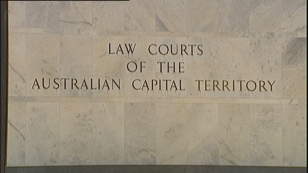 Angry barristers lodge complaint about judge - ABC News