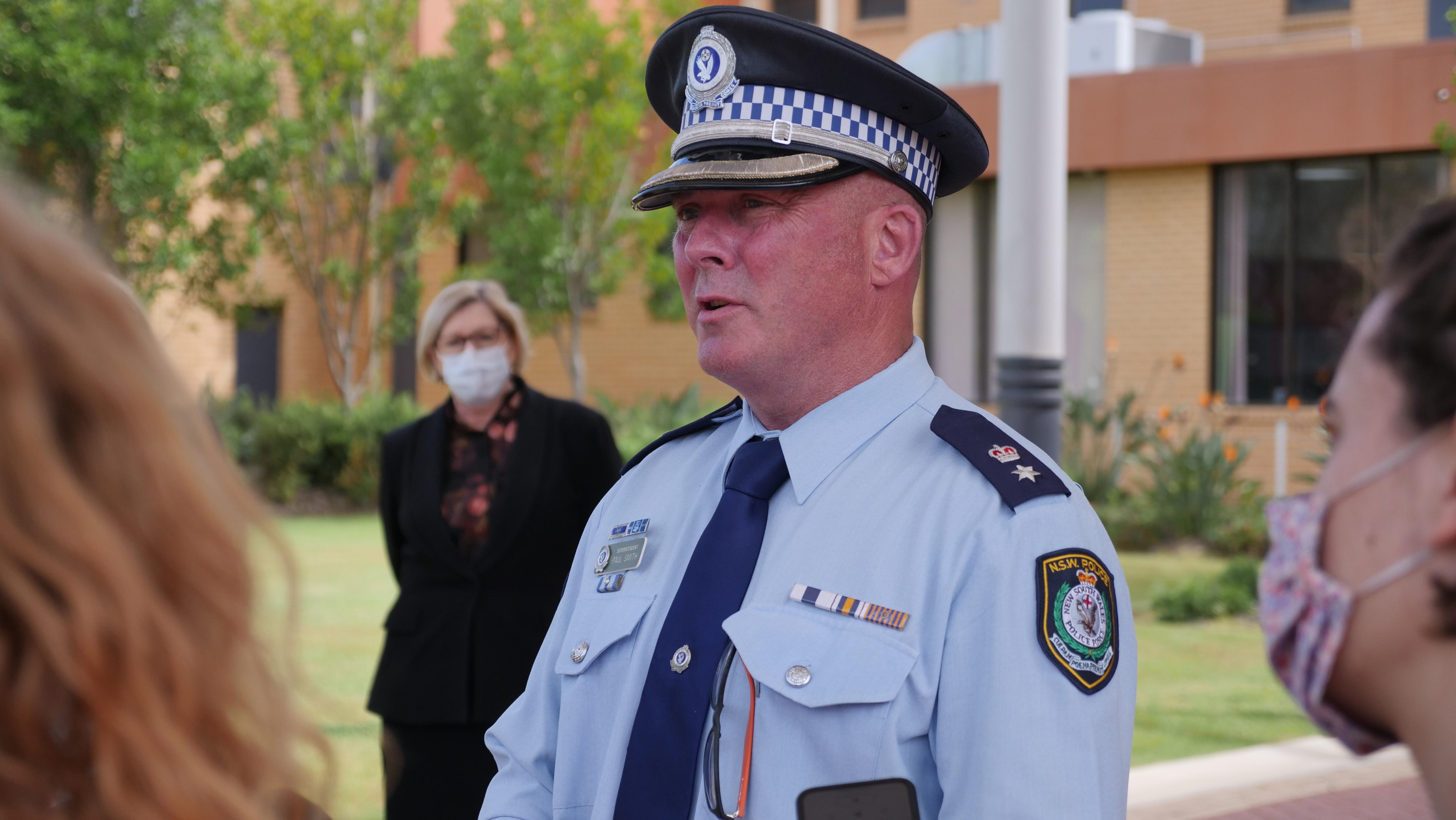 Albury arrests reveal COVID isolation breaches, as death toll rises and ...