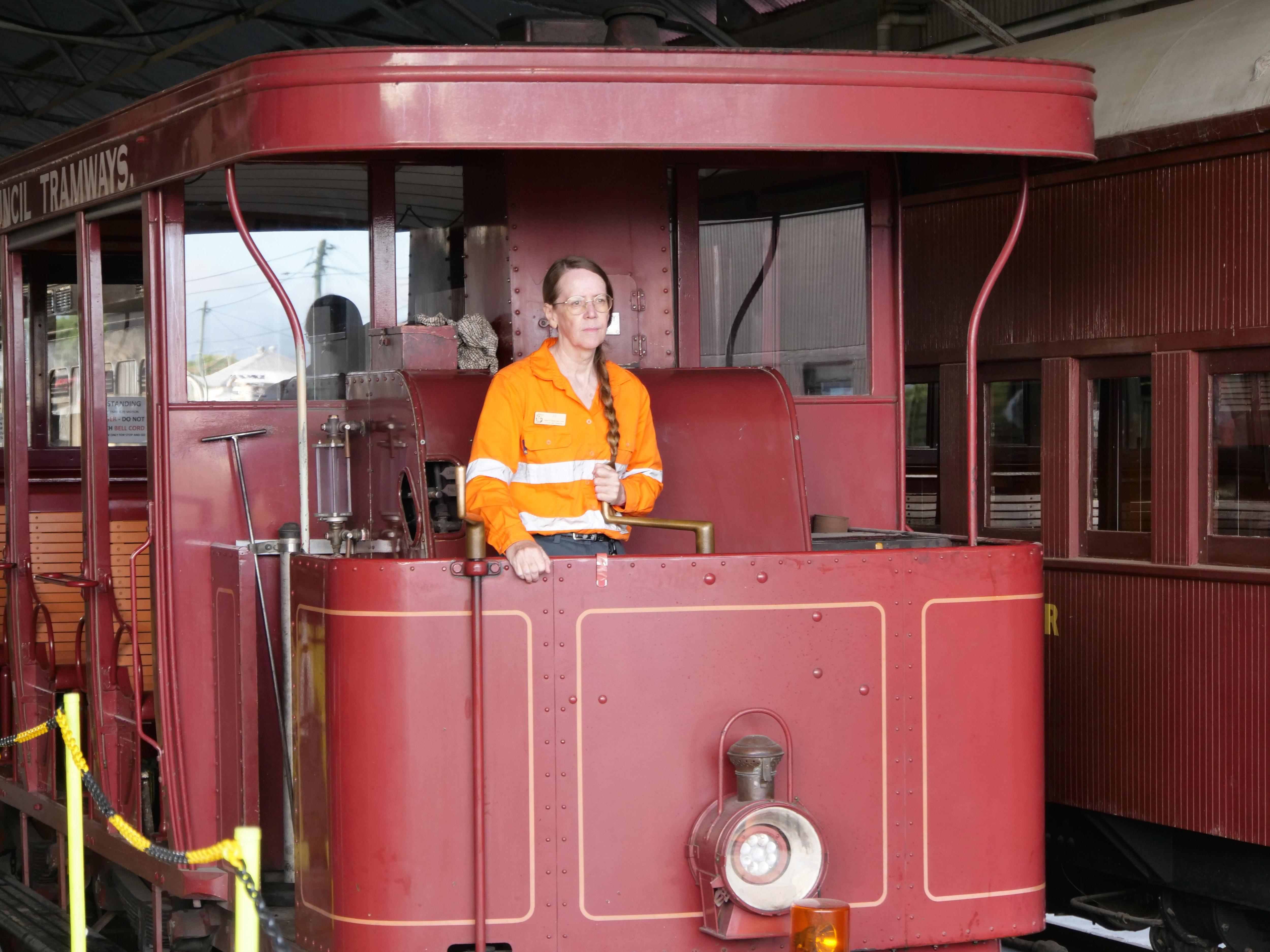 New drivers inducted in Rockhampton for the last working Purrey steam ...
