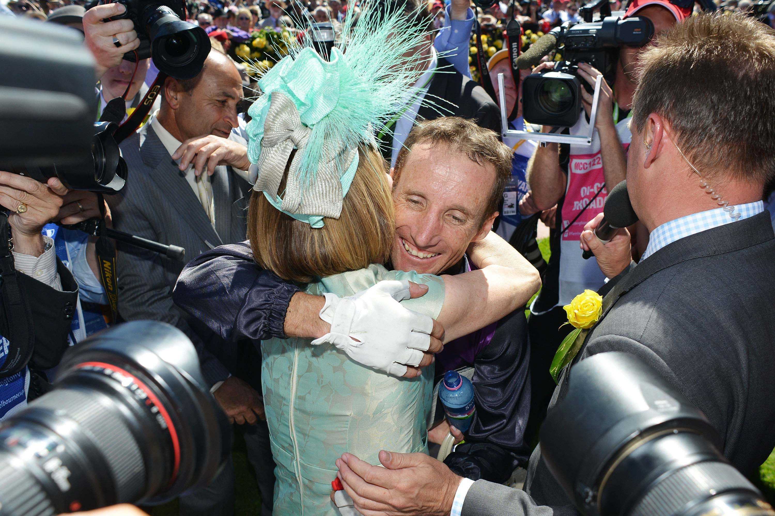 Melbourne Cup: Gai Waterhouse's Fiorente wins Cup as Damien Oliver ...