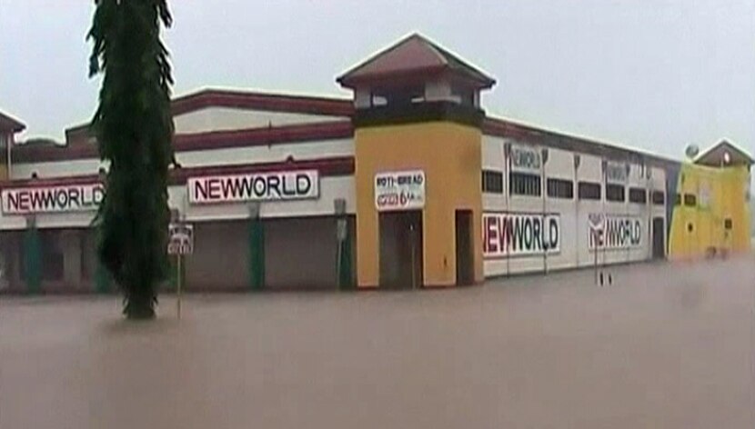 Floods force mass evacuations in Fiji - ABC News
