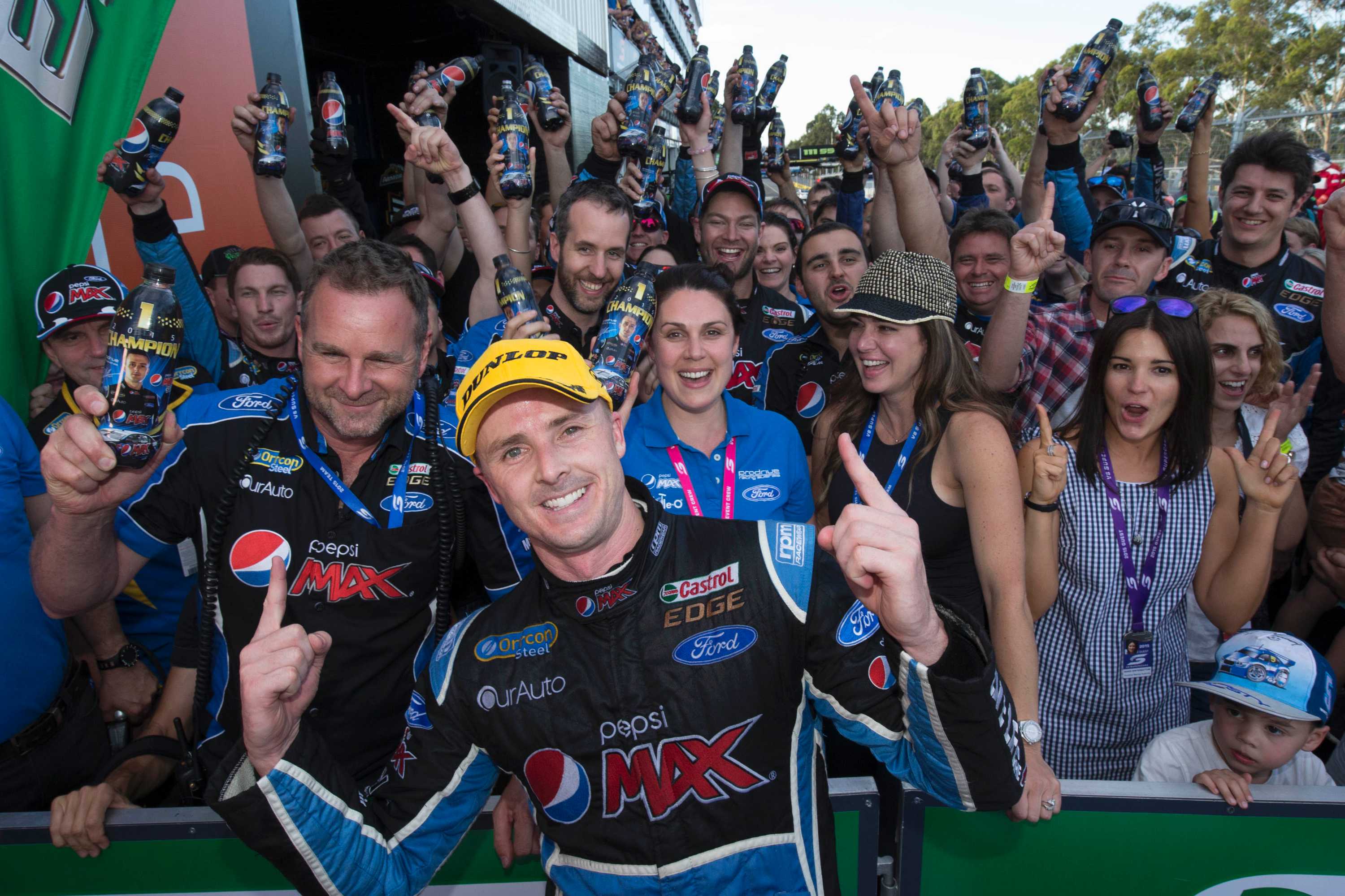 Mark Winterbottom wins maiden V8 Supercars title with third place in ...