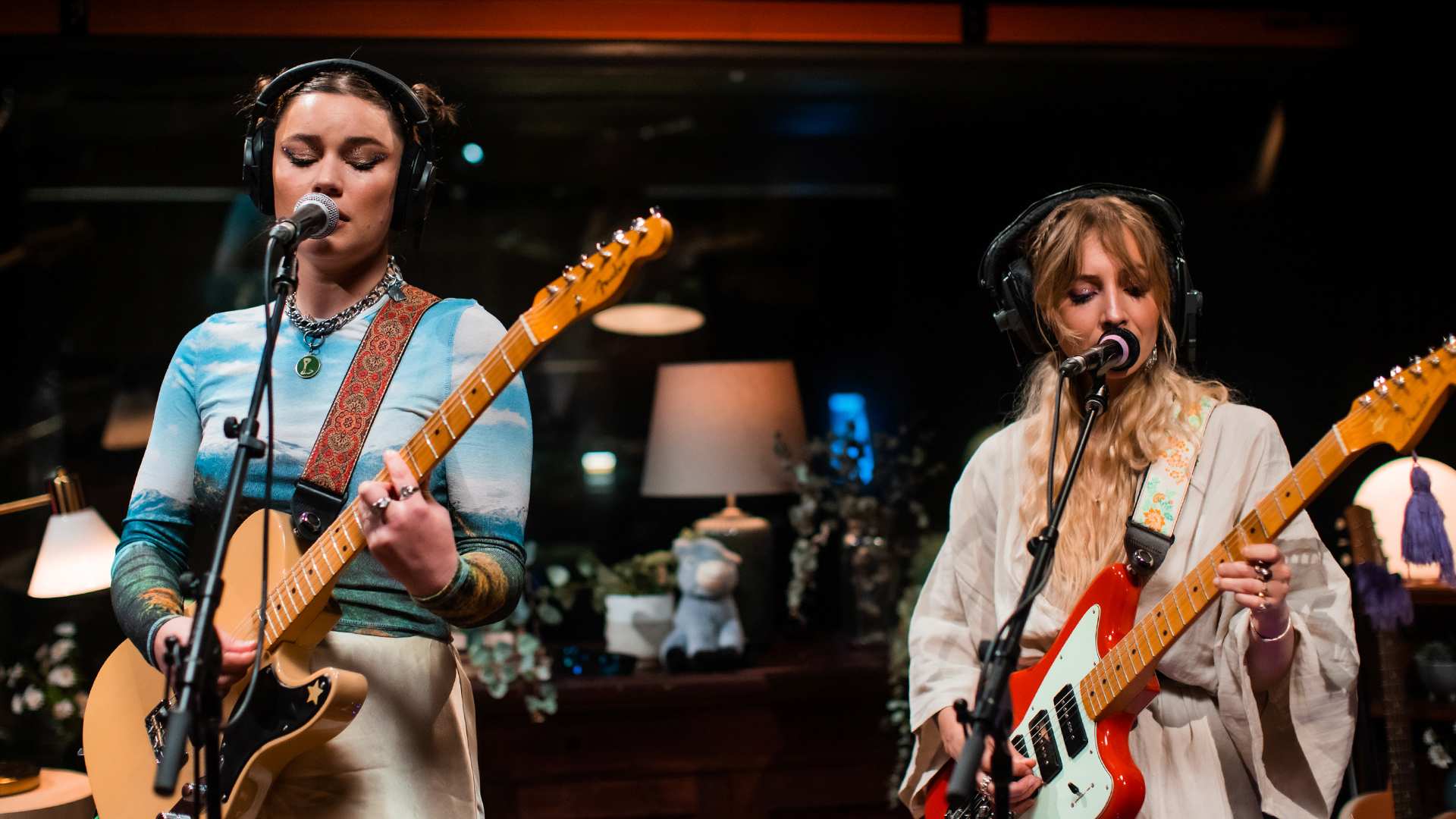 Wet Leg - 'Ur Mum' live for Like A Version - triple j