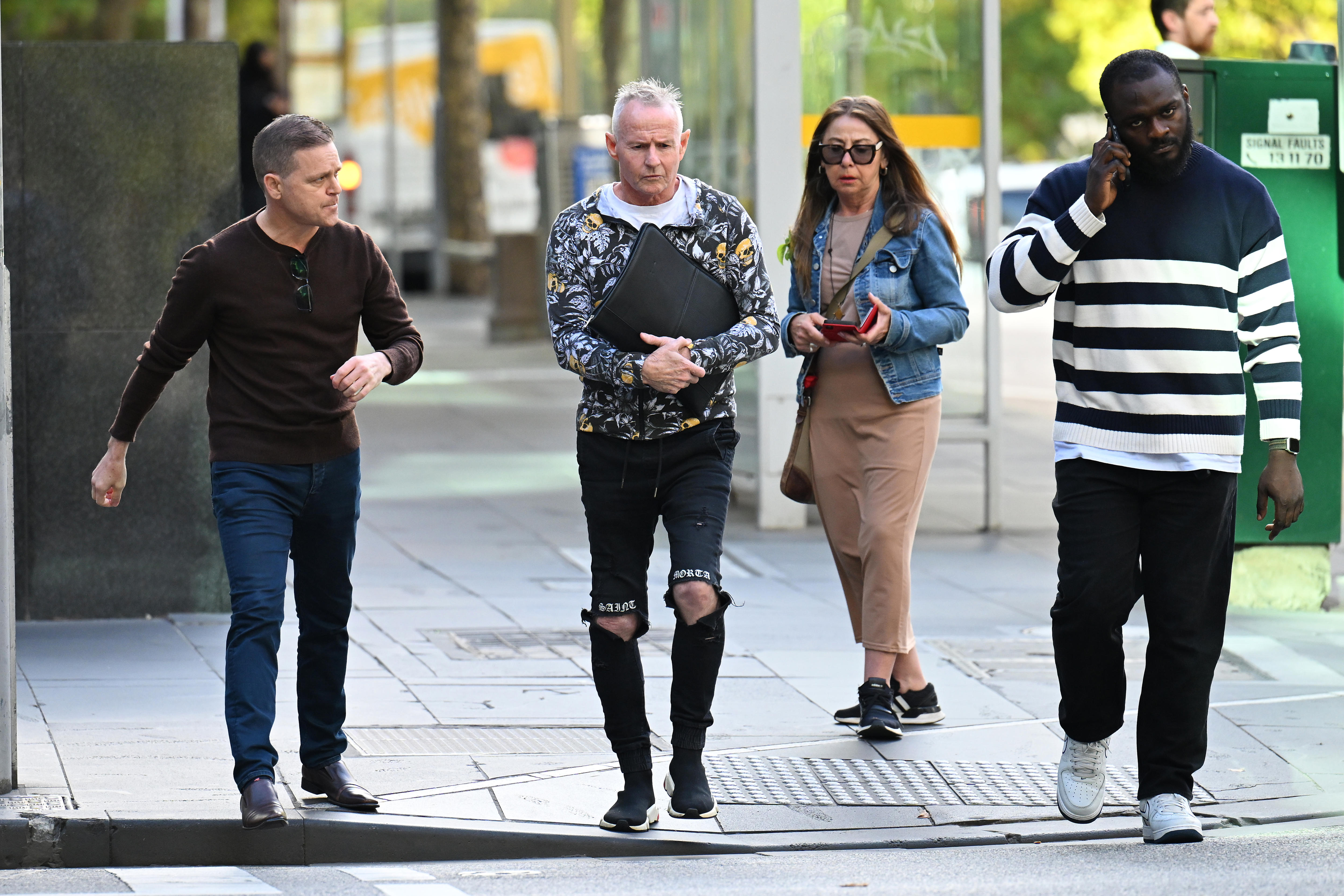 Former jockey Danny Nikolic and lawyer Patrick Lennon face court over attempted burglary - ABC News