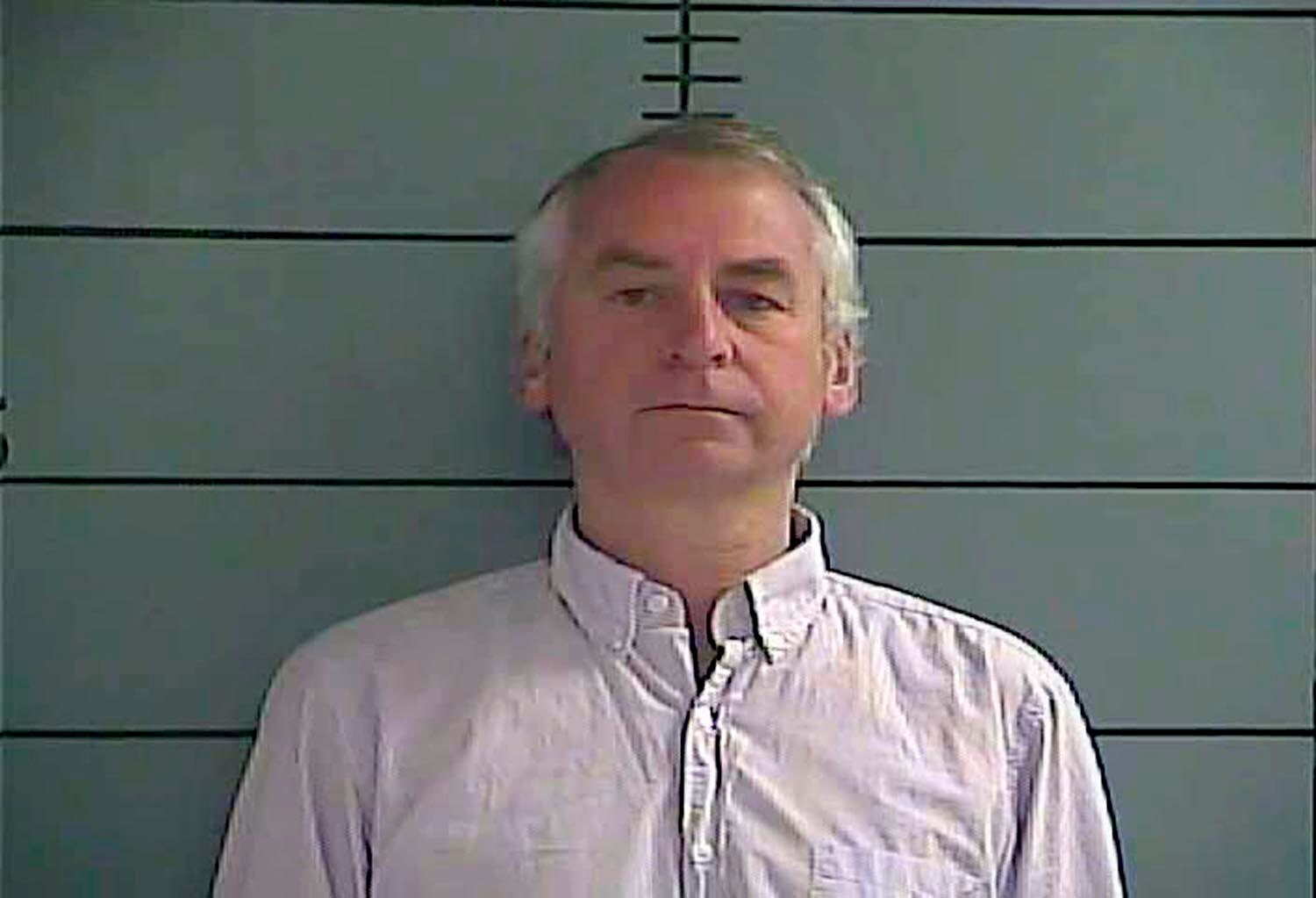 Fake collar bomb extortionist Paul Douglas Peters granted parole after 10 years in jail - ABC News