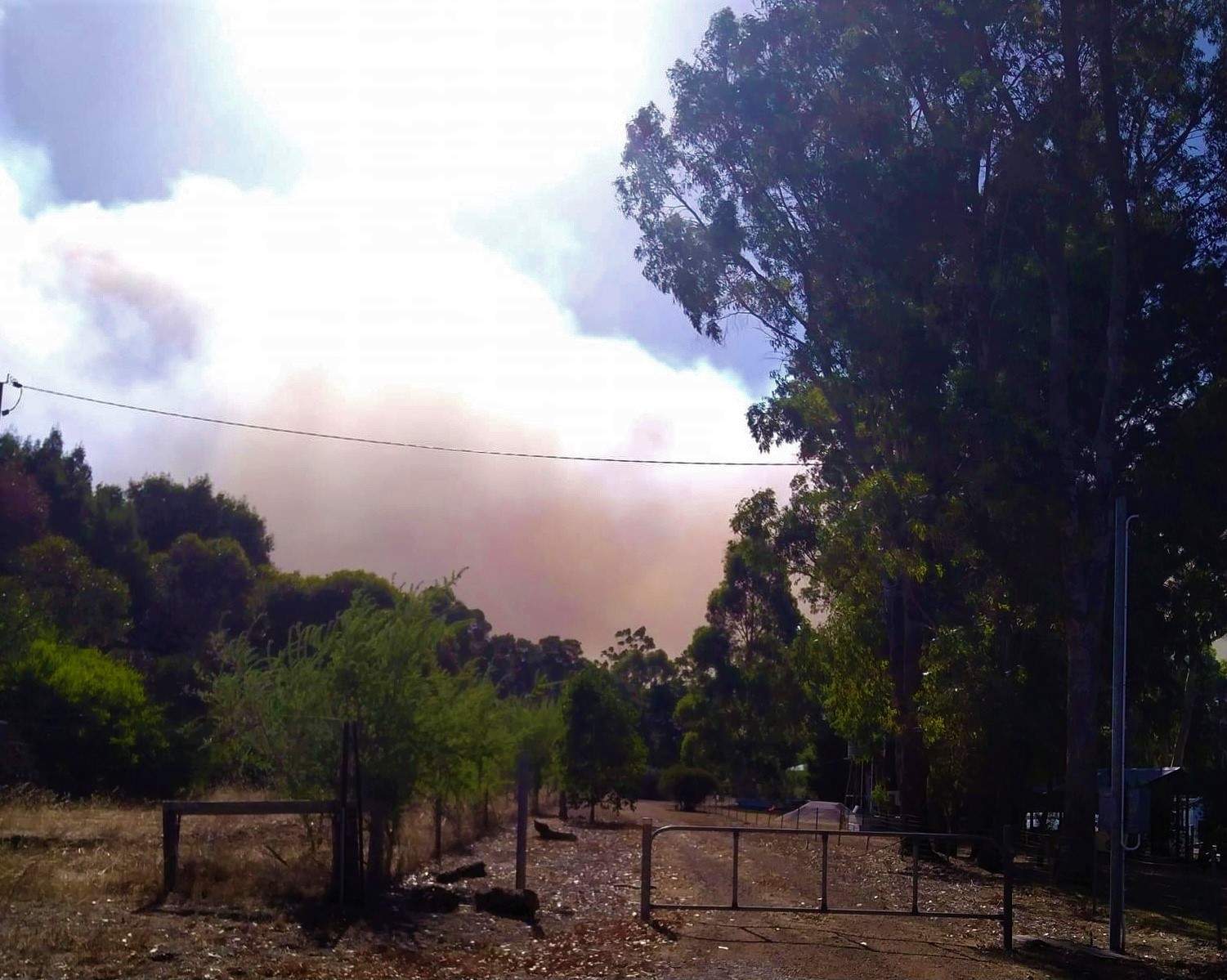 Bushfire emergency warning downgraded for Darradup in Shire of Nannup ...