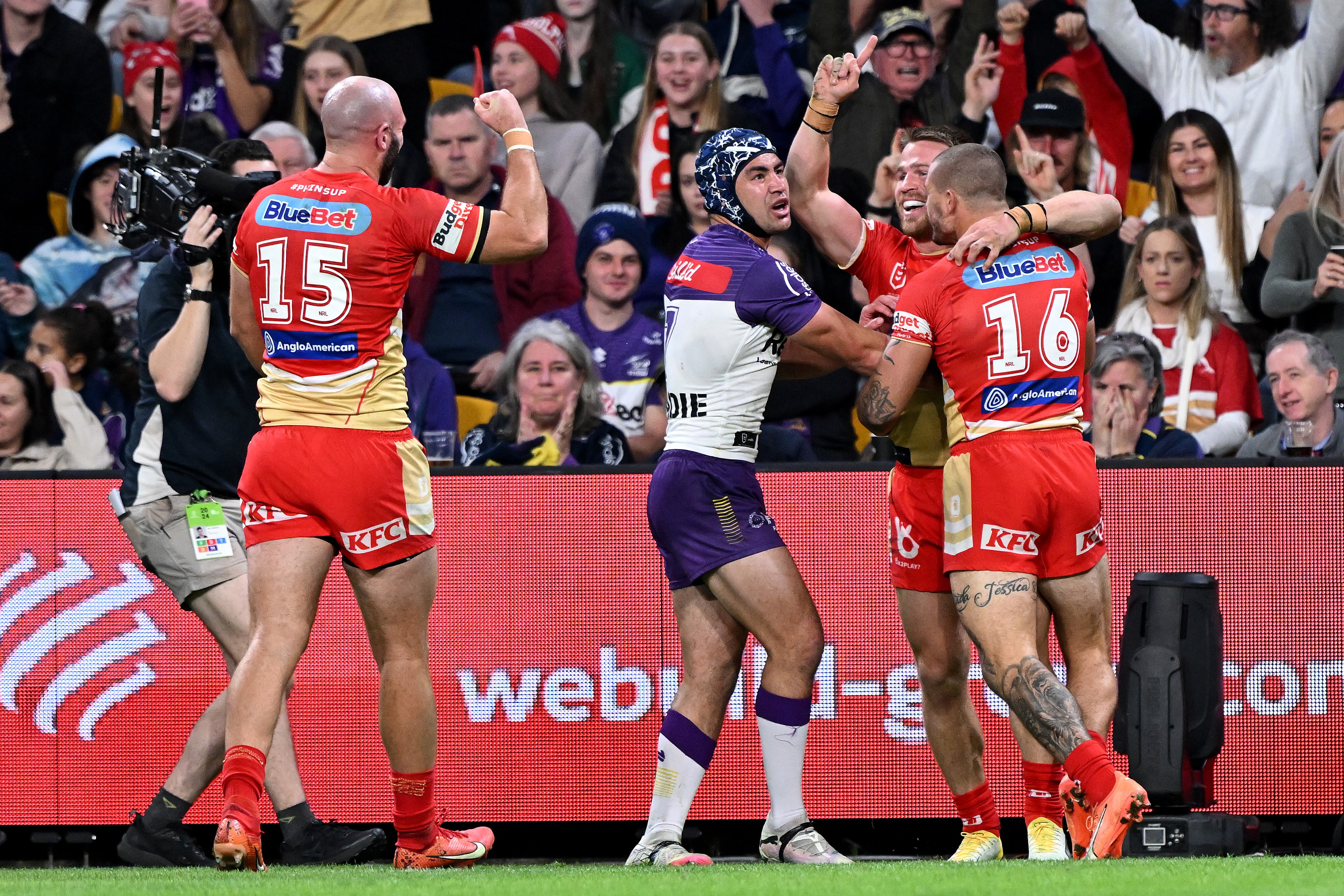 Behind Carlton spearhead Charlie Curnow's push for a second straight ...