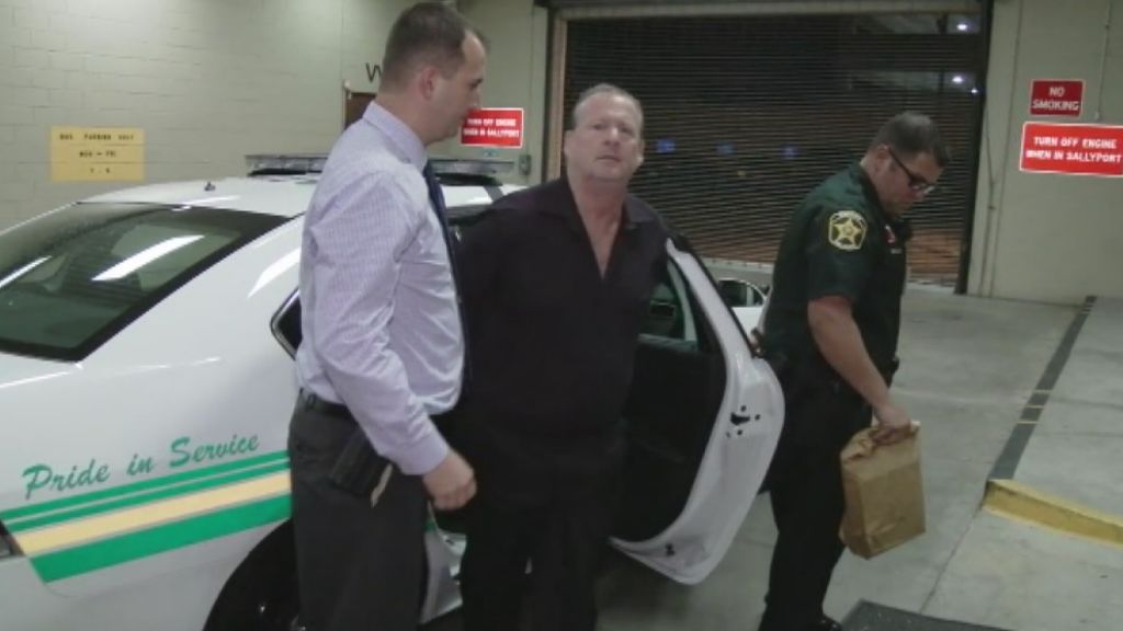 Perth man Christopher Lobban arrives at Polk County Sheriff's Office ...