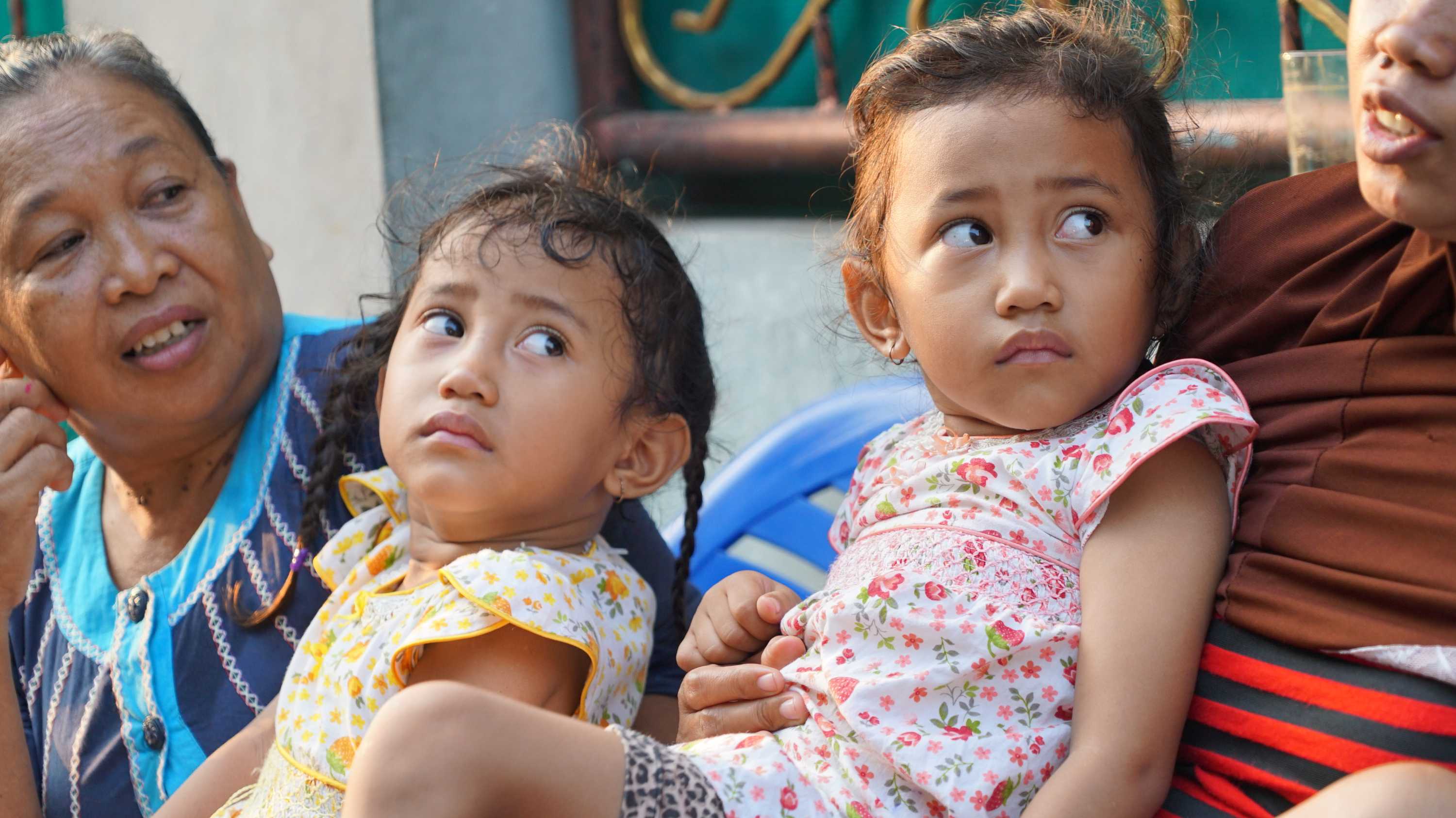 A look inside Indonesia's twin village, where 12 sets of twins live in ...