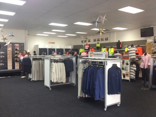 Trims back in the clothing retail business - ABC News