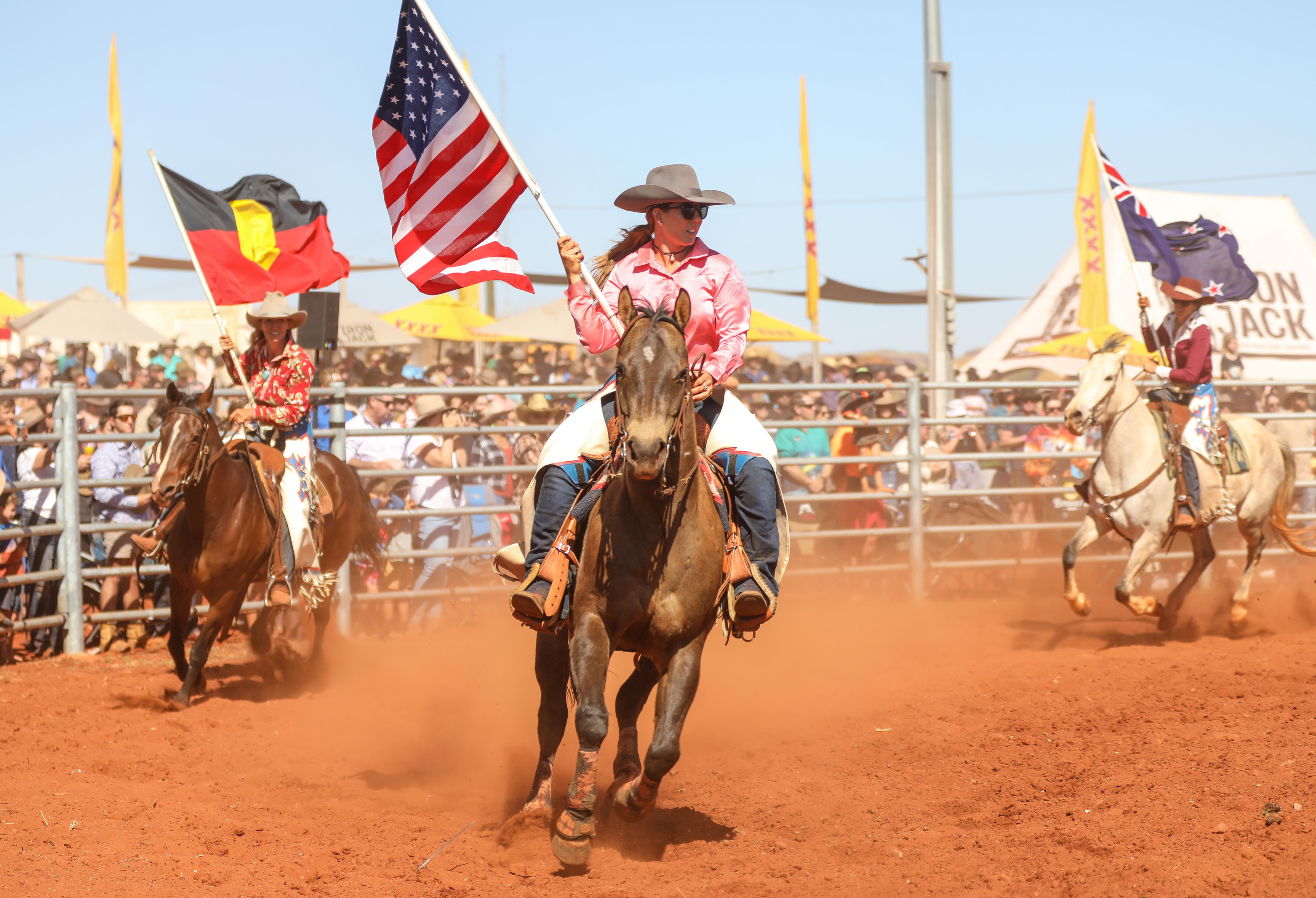 Robe River Rodeo celebrates 25 years with biggest crowd ever - ABC News