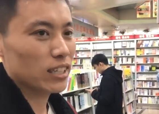 Stalker tries to sue woman to track her down after 'love at first sight ...