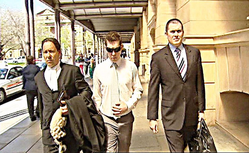 Policeman jailed for underage sex - ABC News