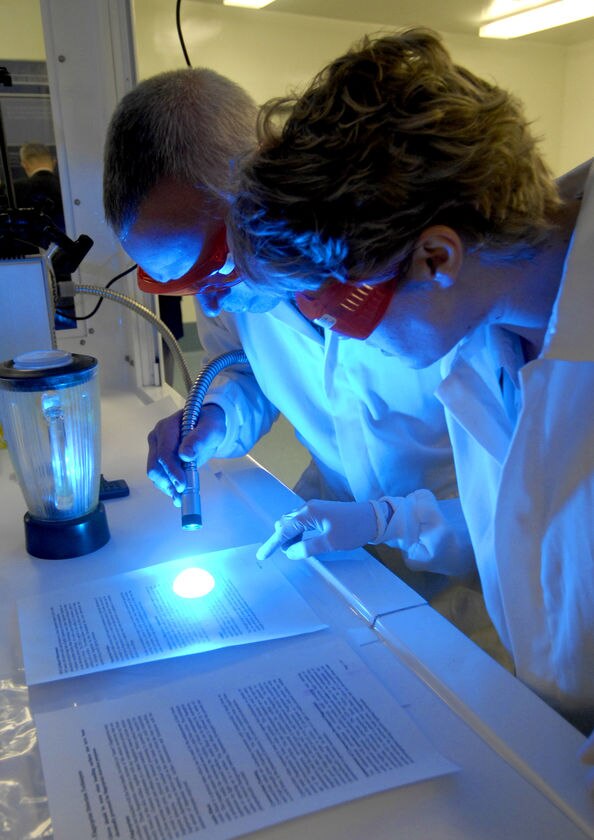 Forensic backlog hampering Vic justice system - ABC News