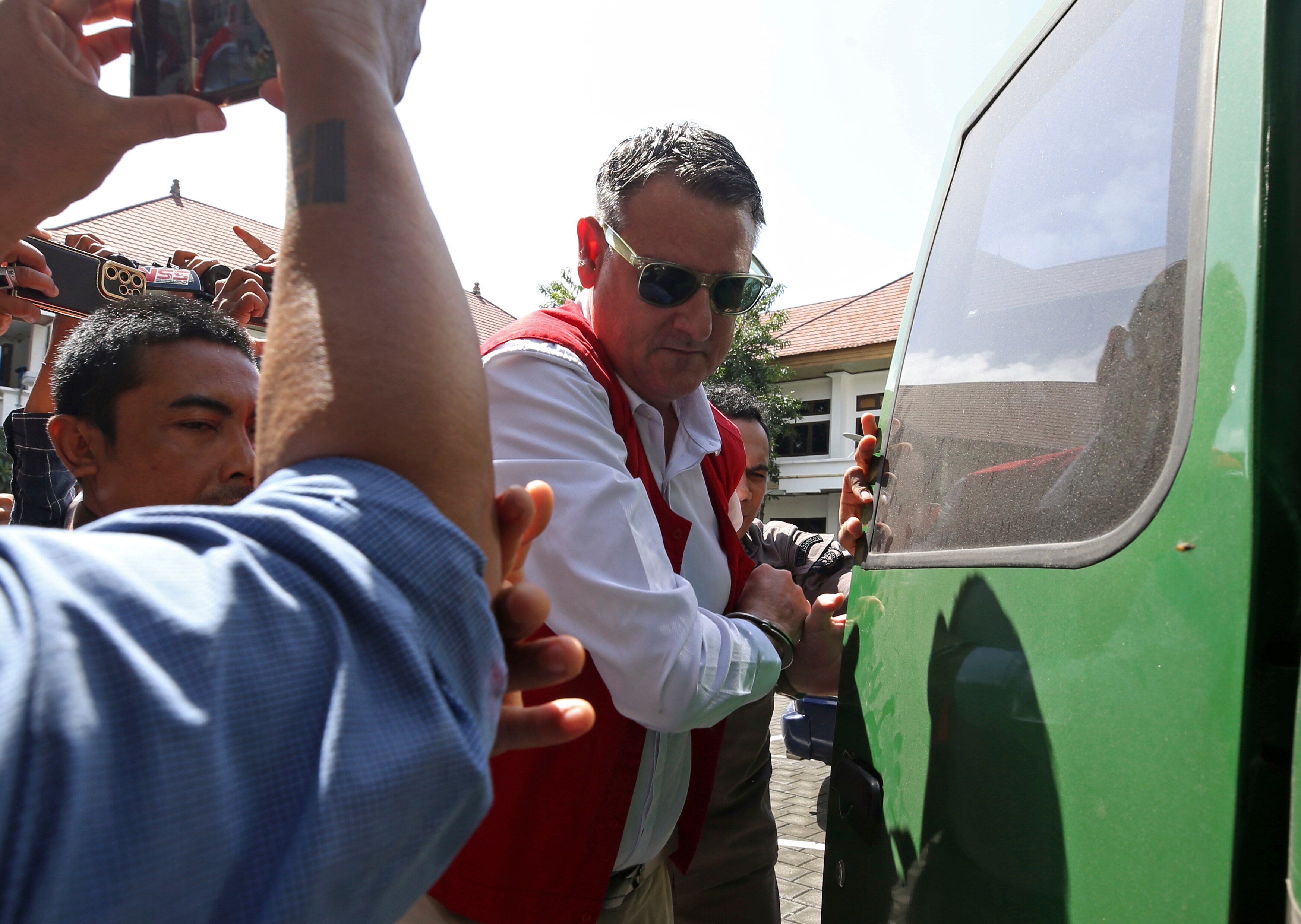 Australian man Troy Smith sentenced to drug rehabilitation in Indonesia ...