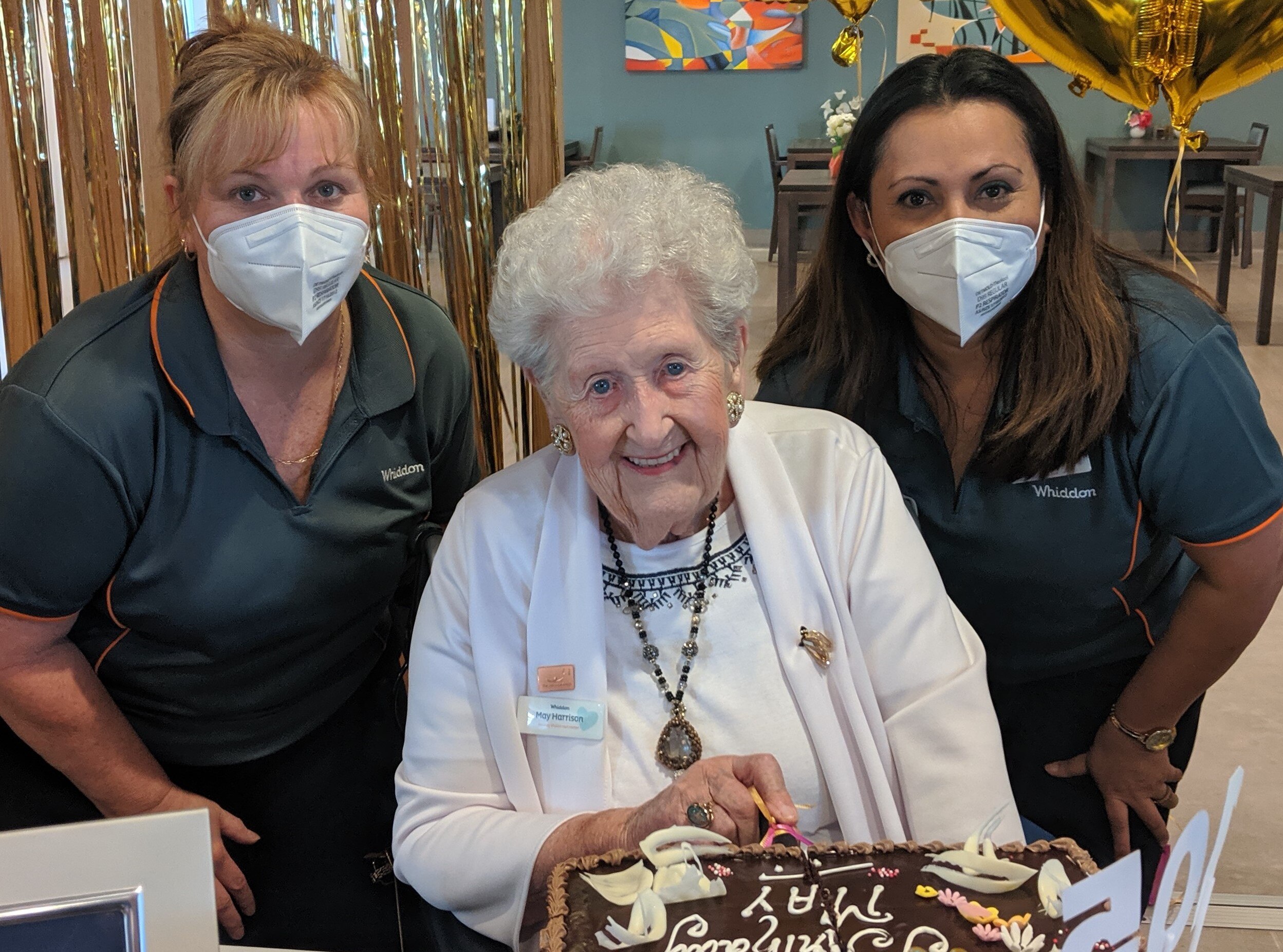 COVID-19 reinfections on the rise across Australia as experts warn ...