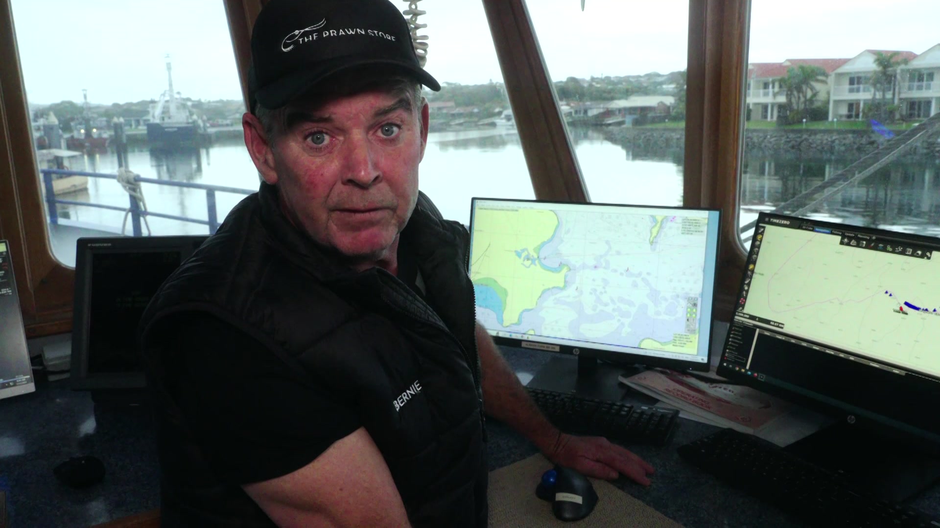 Xavier Doerr retrieves damaged yacht from ocean with the help of Port ...