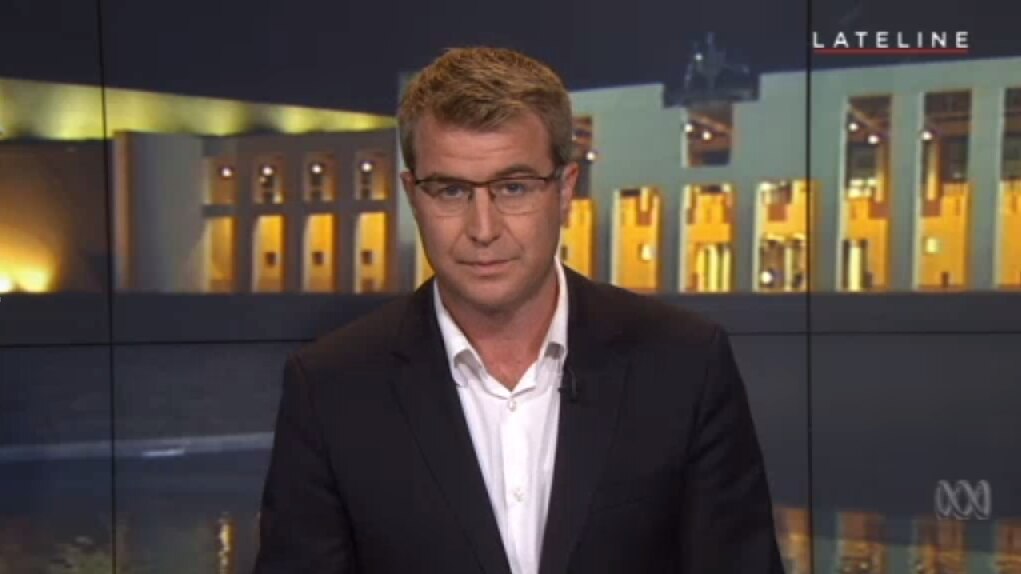 The moment Lateline presenters stopped wearing their ties - ABC News