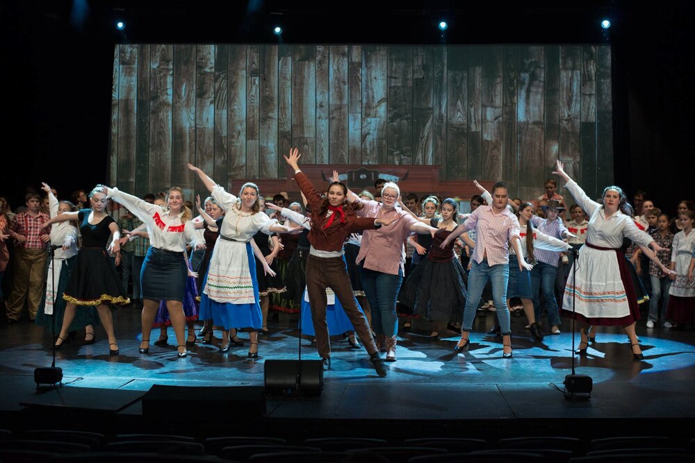 Brisbane Gang Show: Queensland's long-running musical theatre ...