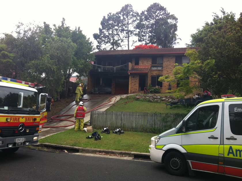 No-one injured in Gold Coast house fire - ABC News