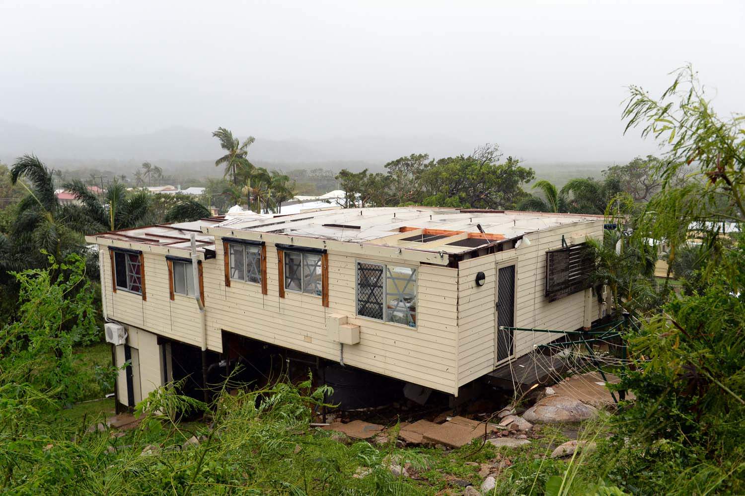 As it happened: Far north Queensland faces flooding as category one ...