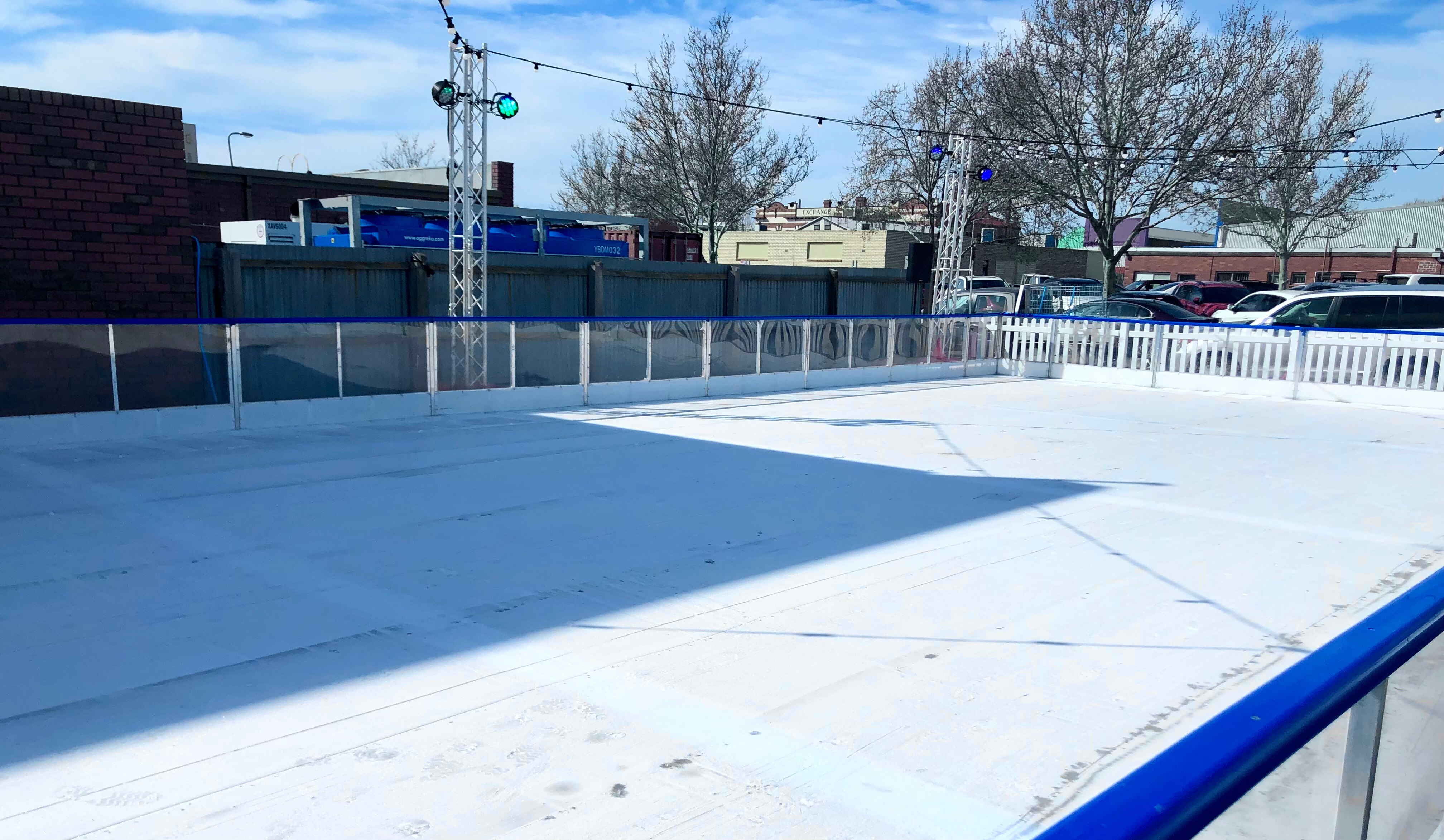 Pop up ice rink comes to Horsham CBD as part of week long festivities ...