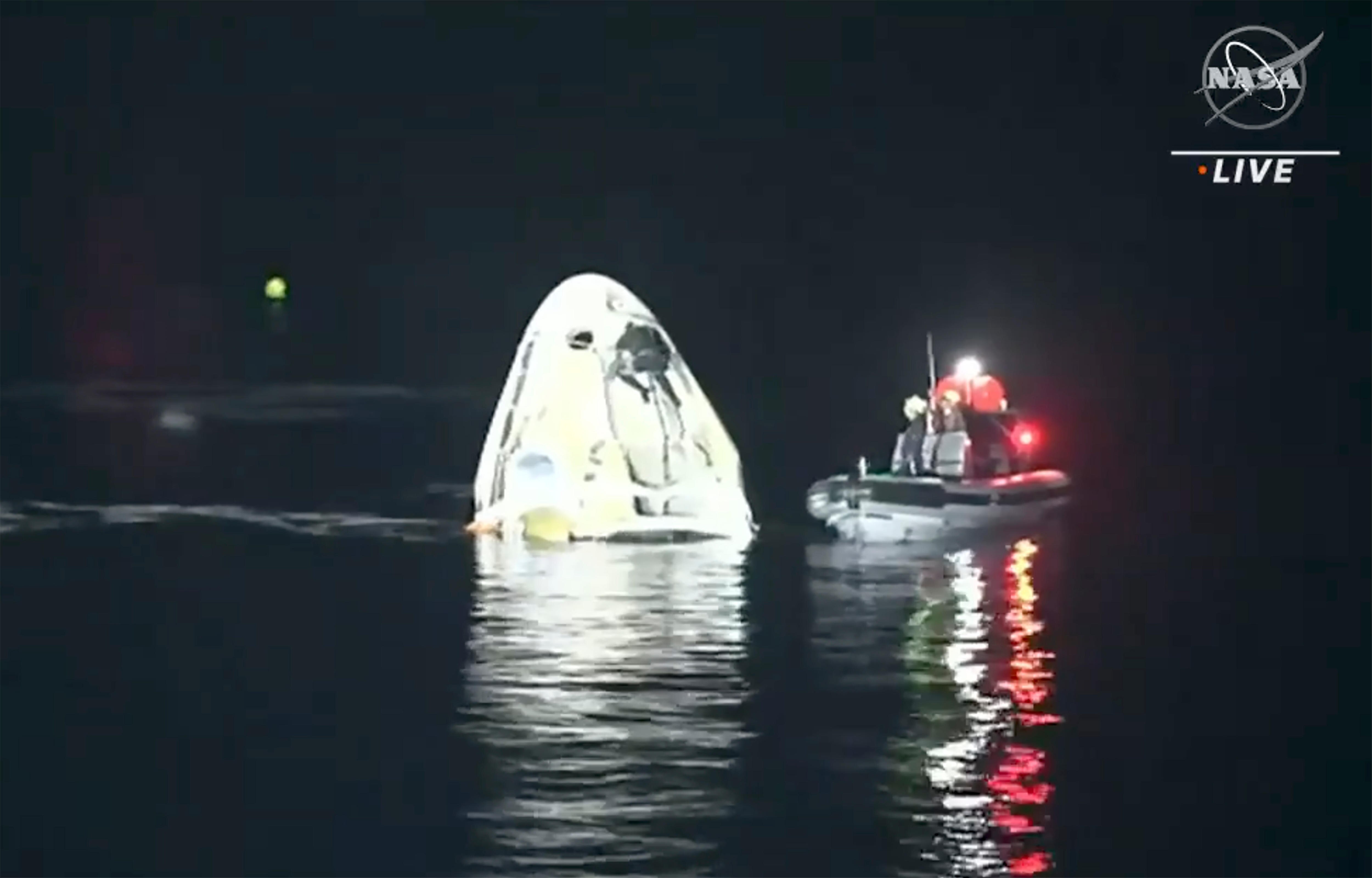 SpaceX completes night splashdown to return four astronauts from ...