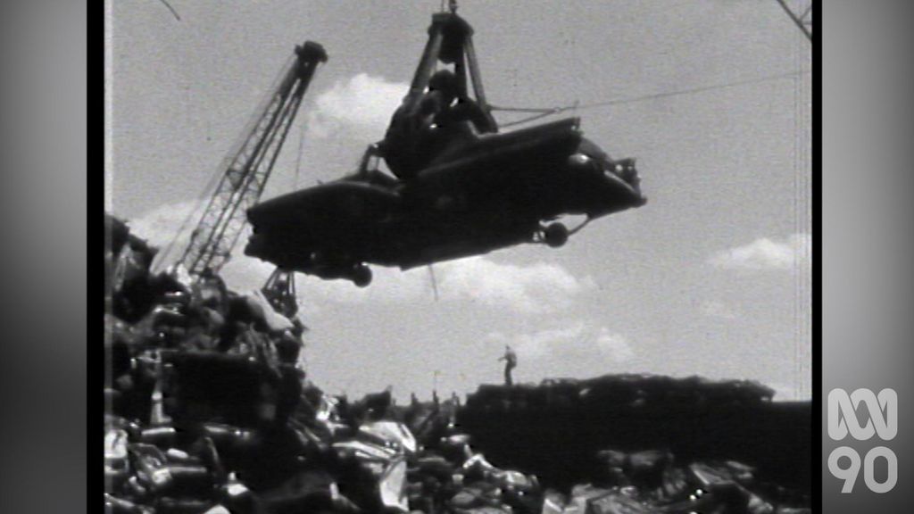 The rust buckets putting Australian drivers at risk (1966) - ABC News