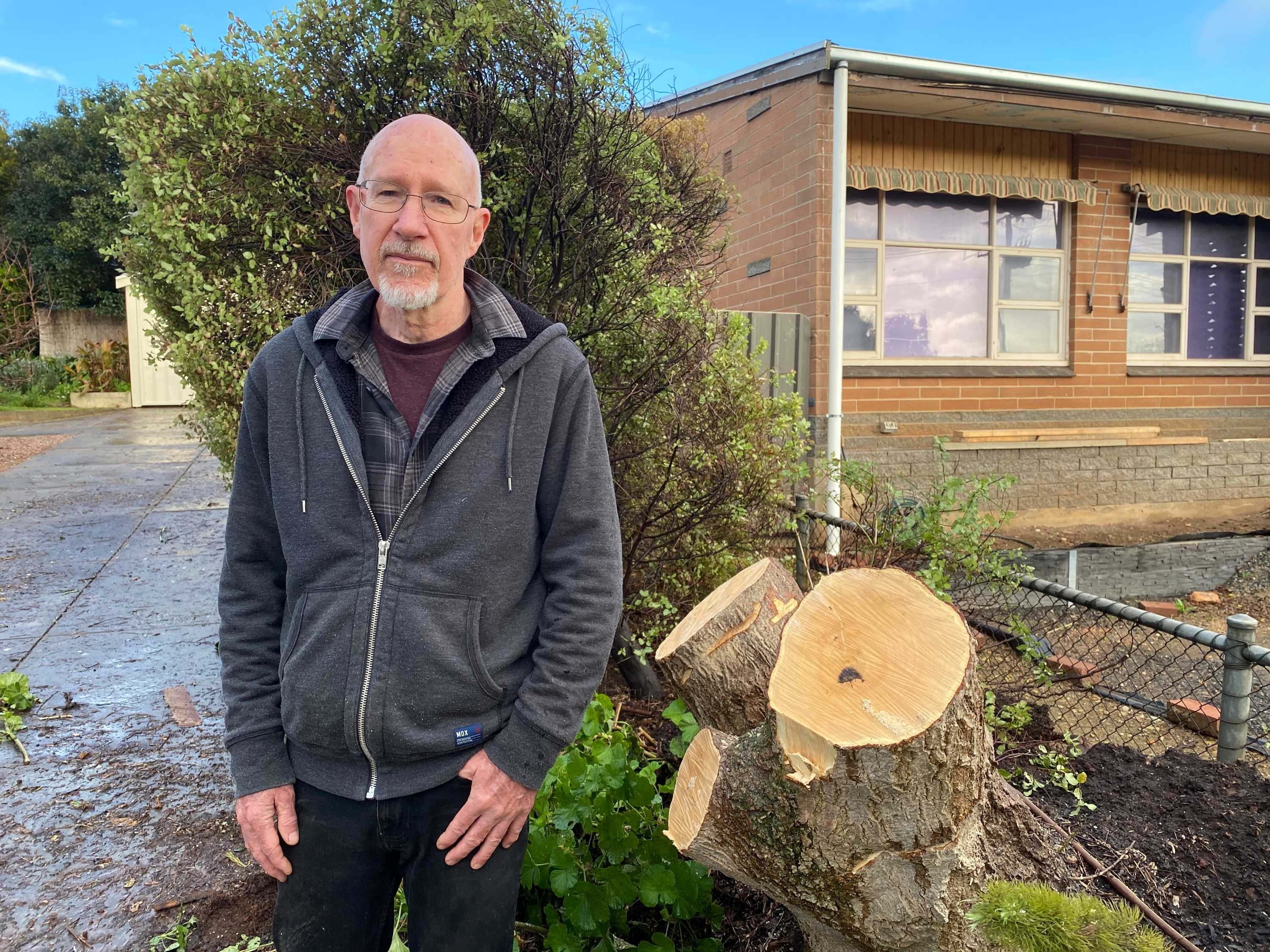 Tornado rips through Morphett Vale in Adelaide, damaging homes and ...