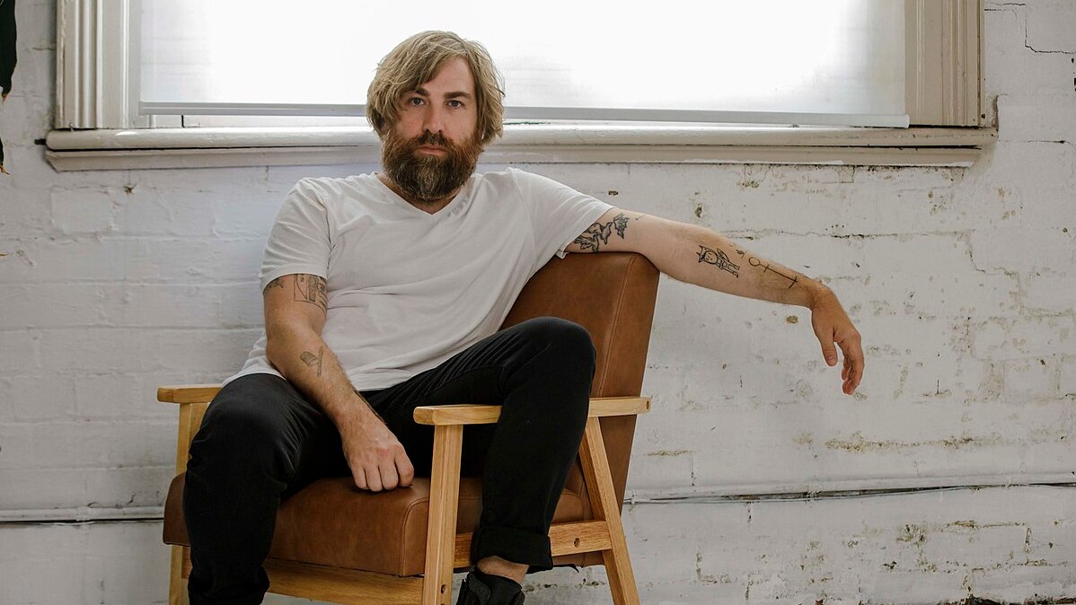 Josh Pyke joins Zan on Mornings - ABC listen