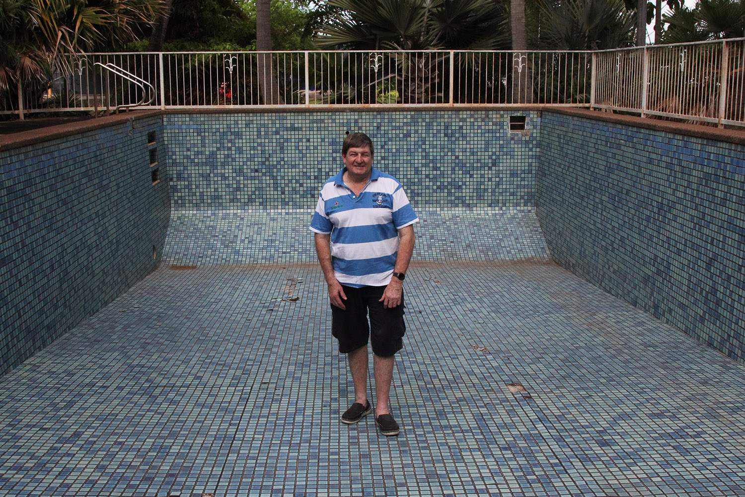 The story behind Darwin's first-ever backyard swimming pool, 60 years ...