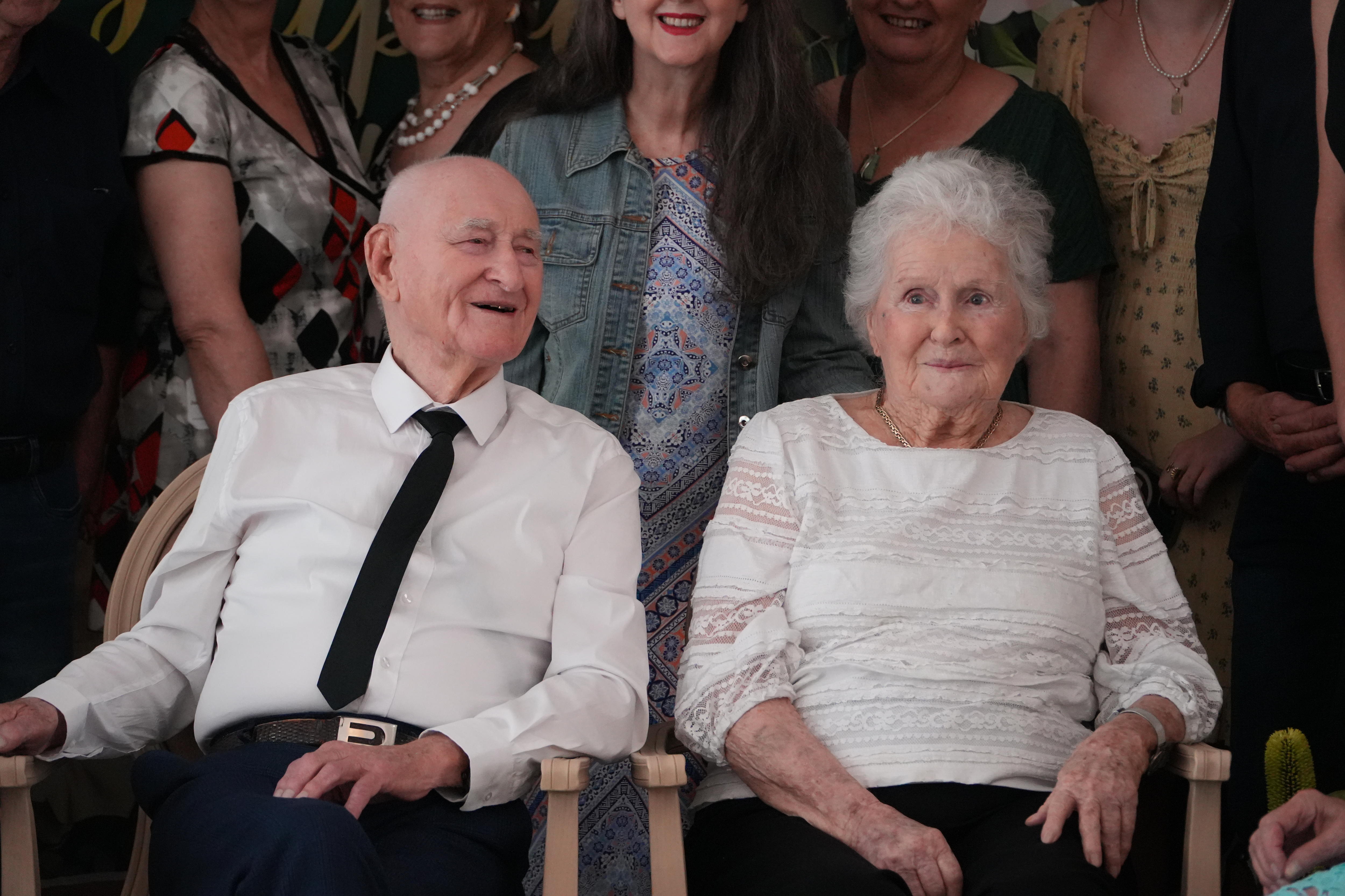 Perth WWII veteran Arthur Jones presented with long-overdue service ...