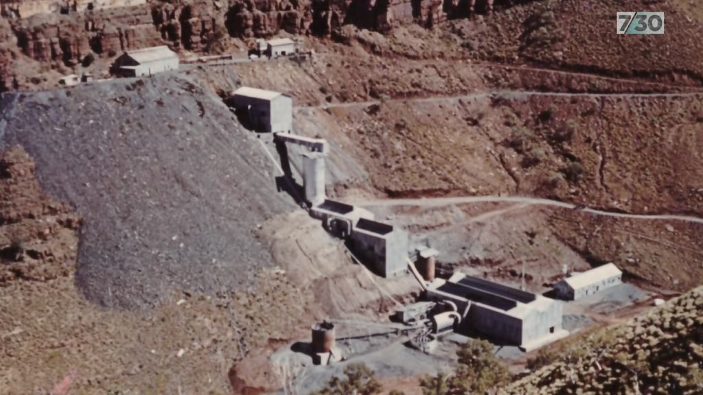 Traditional owners call for the clean-up of the asbestos town of ...