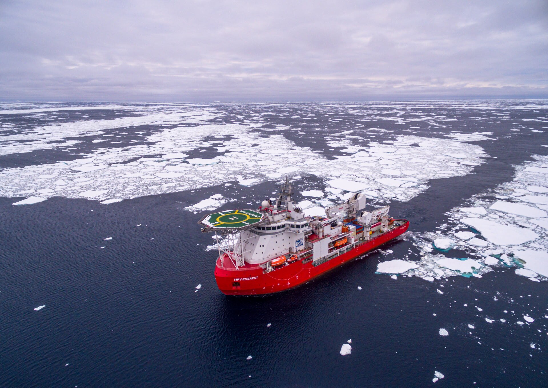 Support ship to be deployed by AAD to assist stricken icebreaker MPV ...