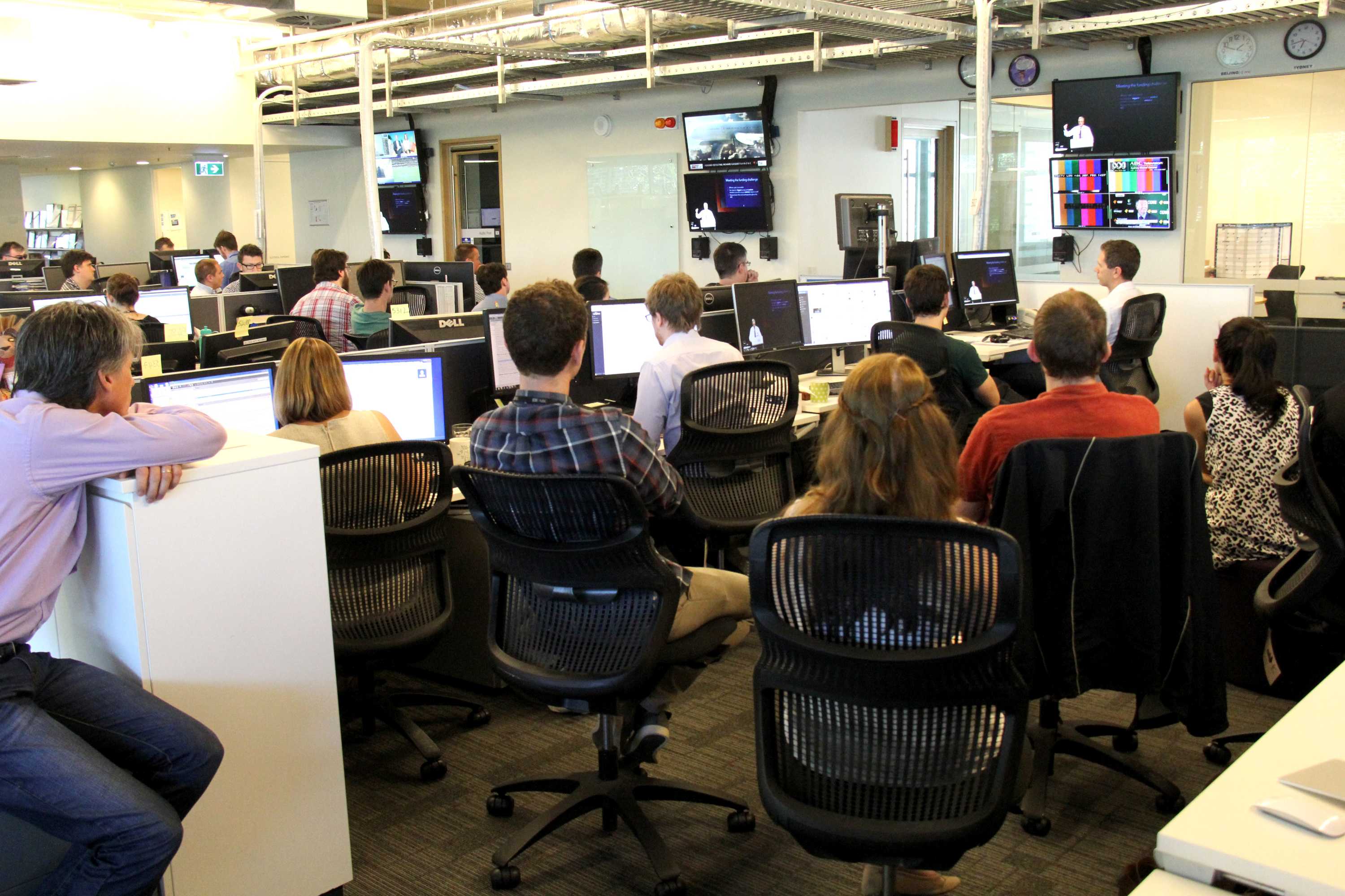 ABC cuts: Managing director Mark Scott announces more than 400 jobs to ...