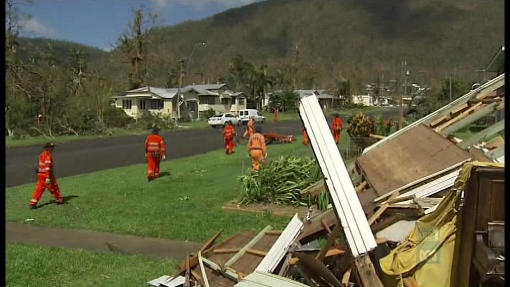 Qld begins clean-up in cyclone aftermath - ABC News