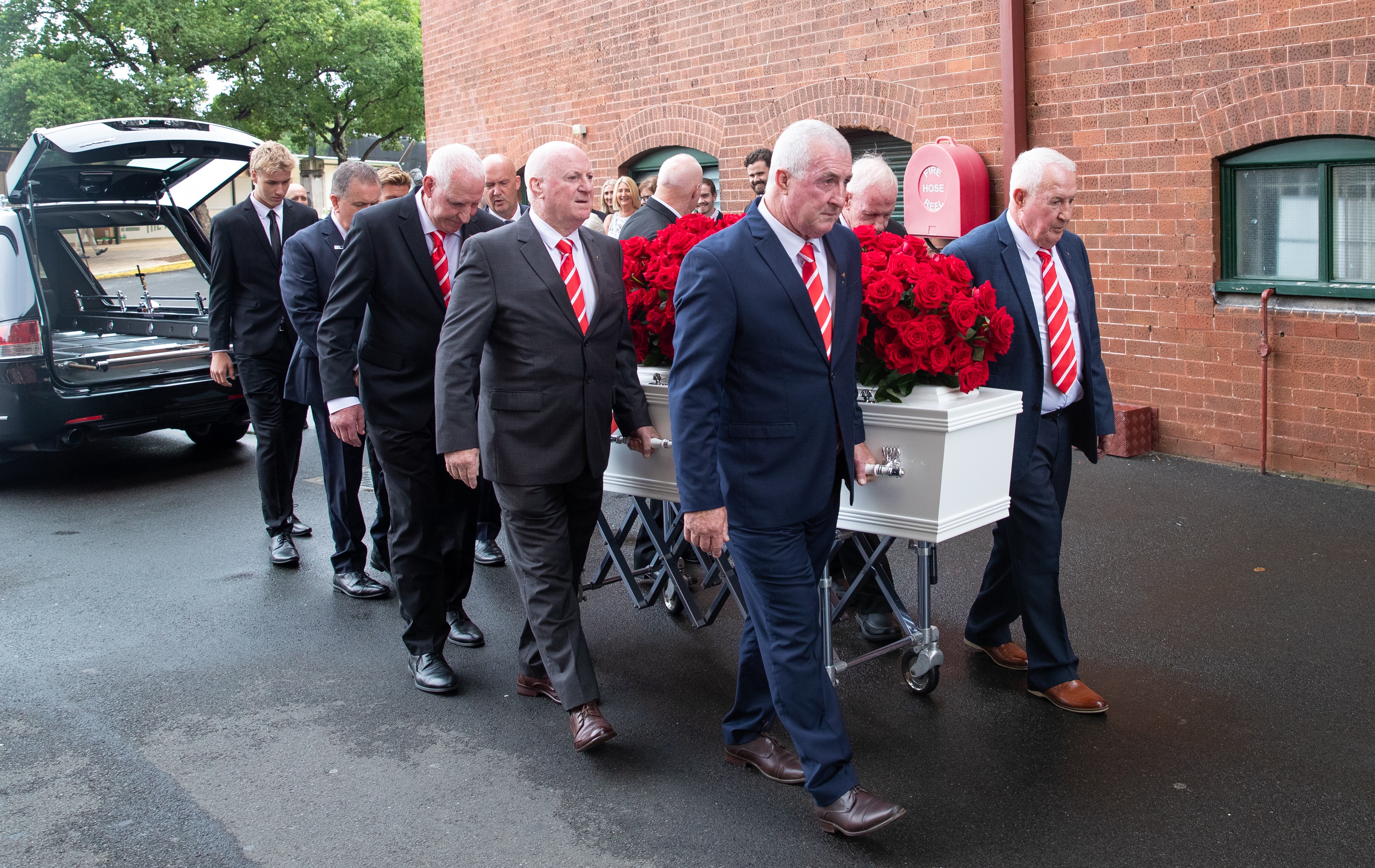 Rugby league Immortal Johnny Raper farewelled at state funeral in ...