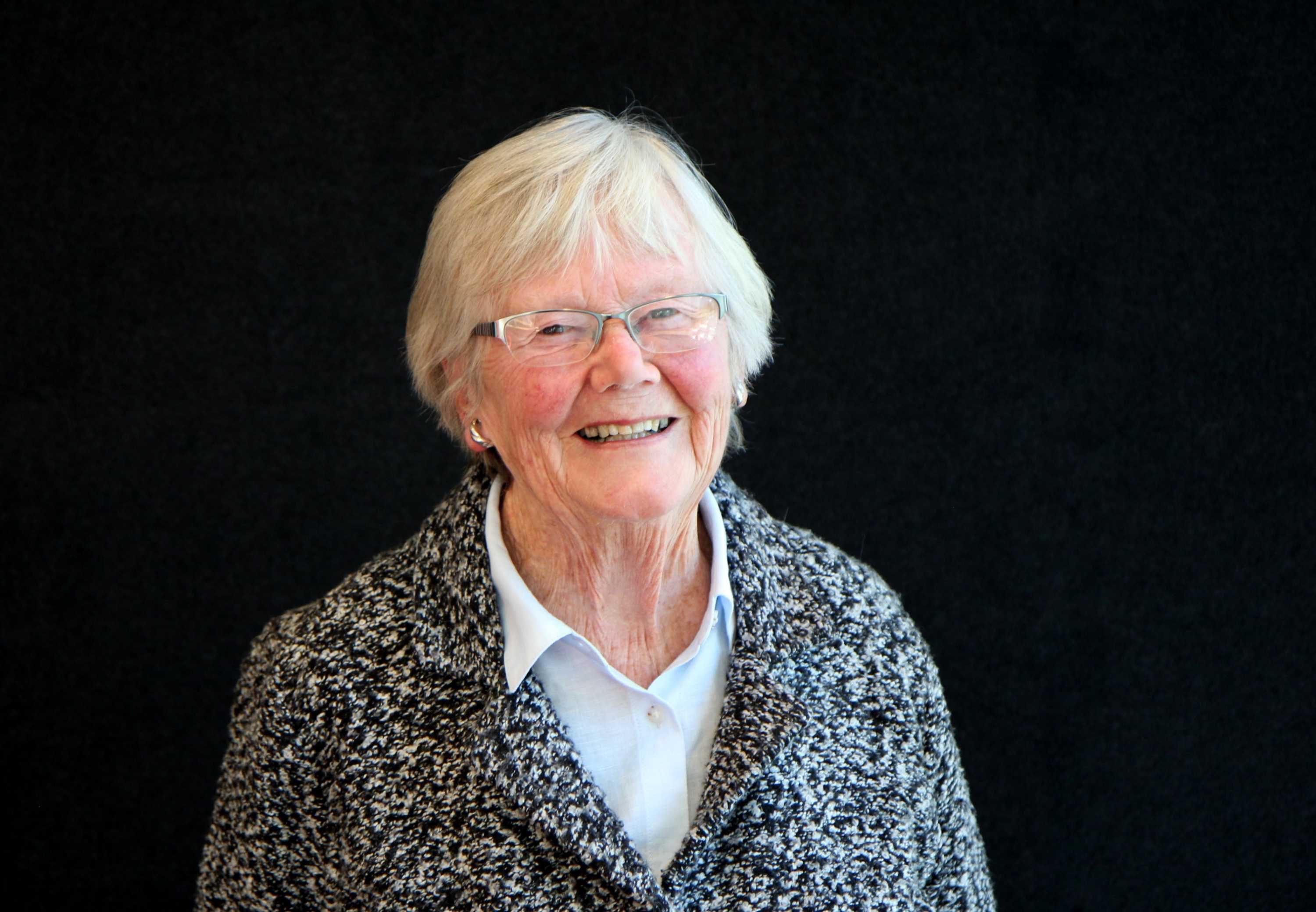 A friendship and a giant literary hoax - ABC listen