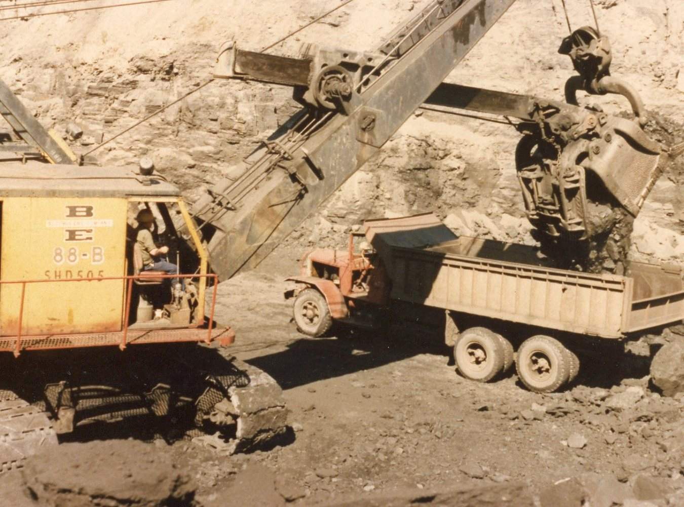 Public comment sought on coal mine expansion plans - ABC News
